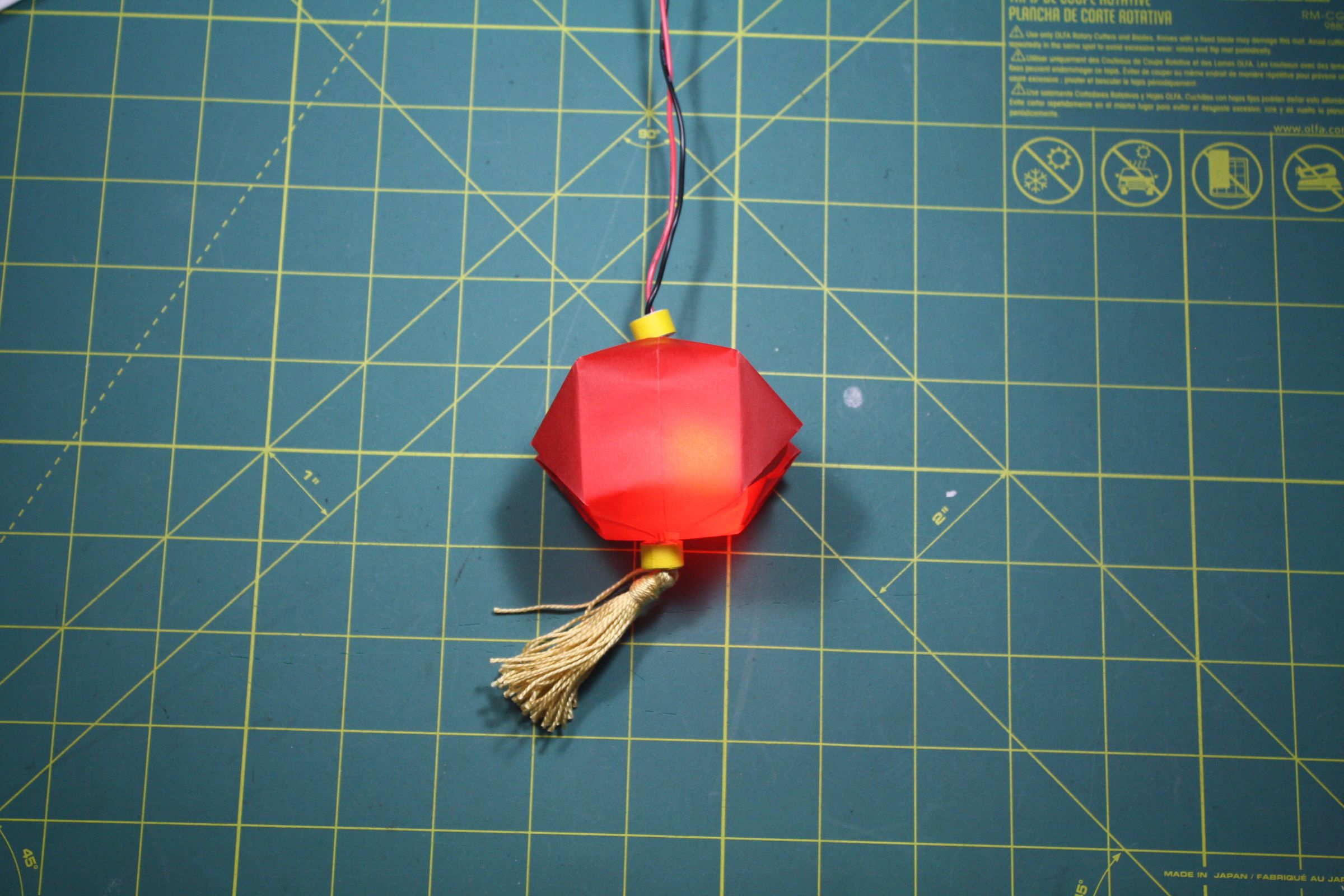 Flickering Origami Lantern : 7 Steps (with Pictures) - Instructables