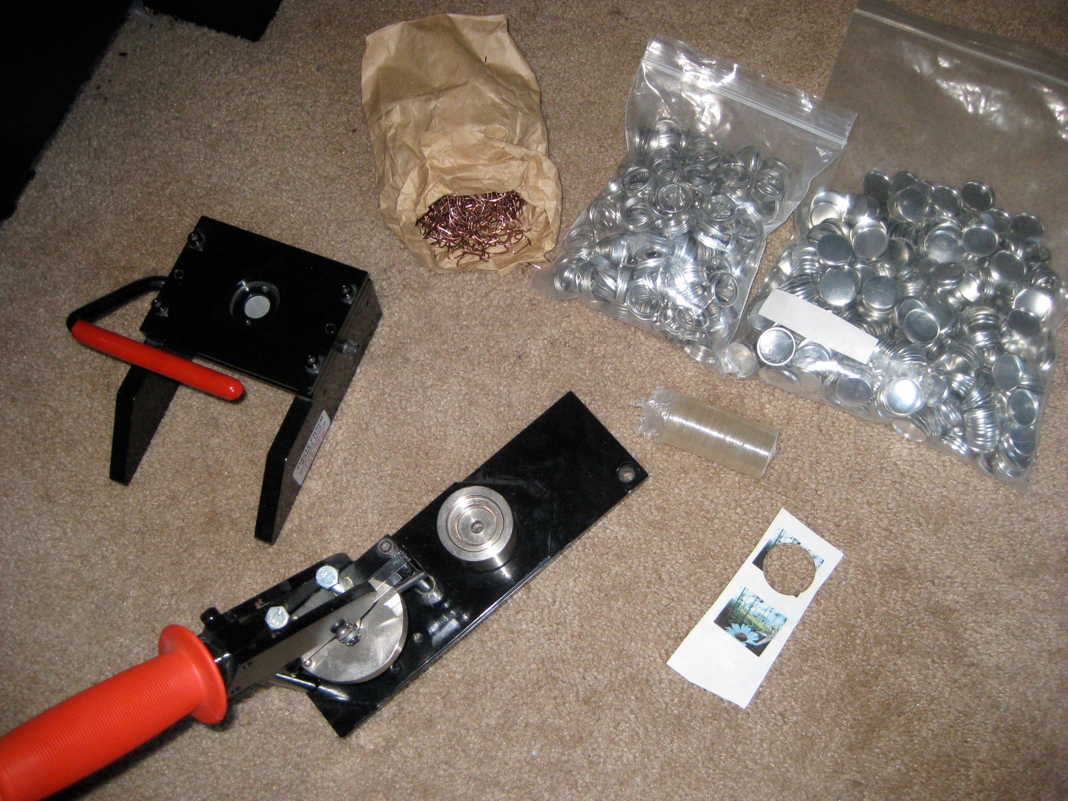 How to Make 1 Inch Buttons : 6 Steps - Instructables