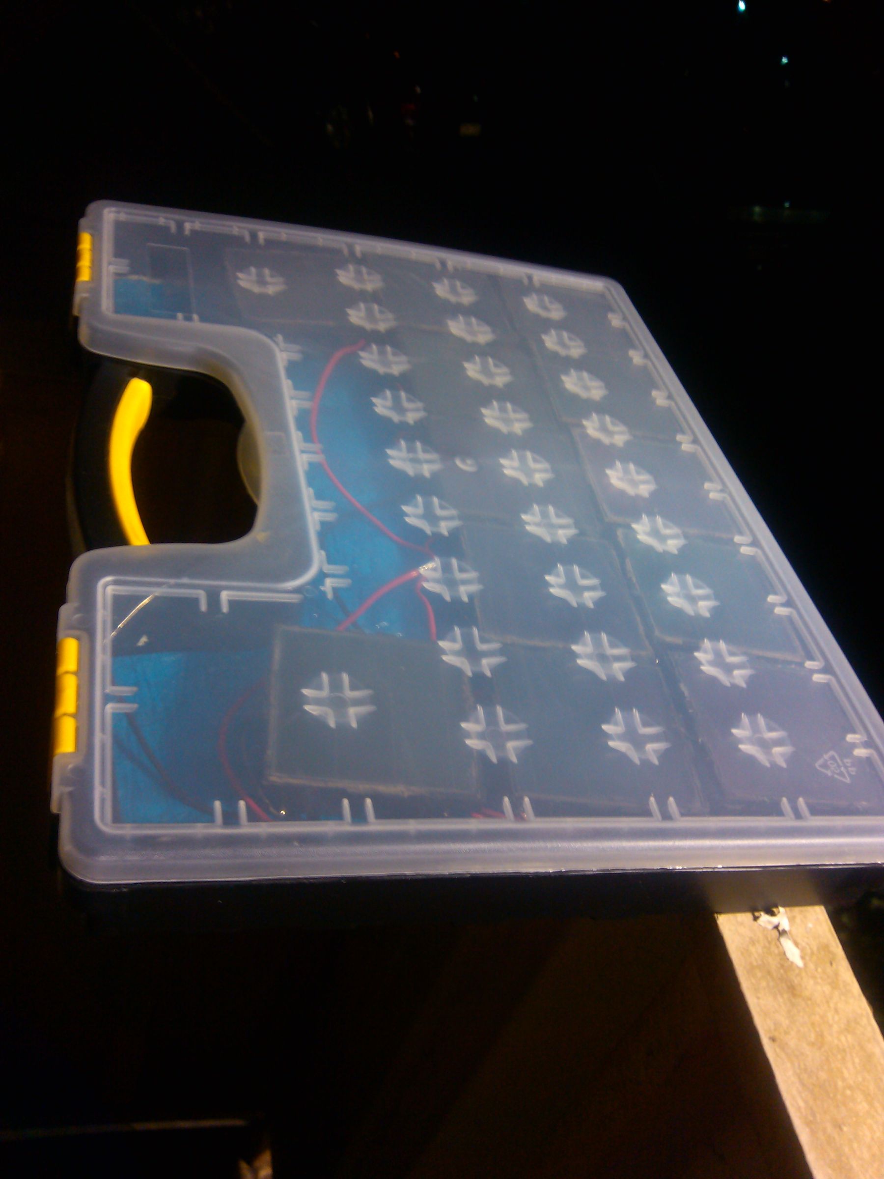 12 Volt DC Solar Power Supply : 7 Steps (with Pictures) - Instructables