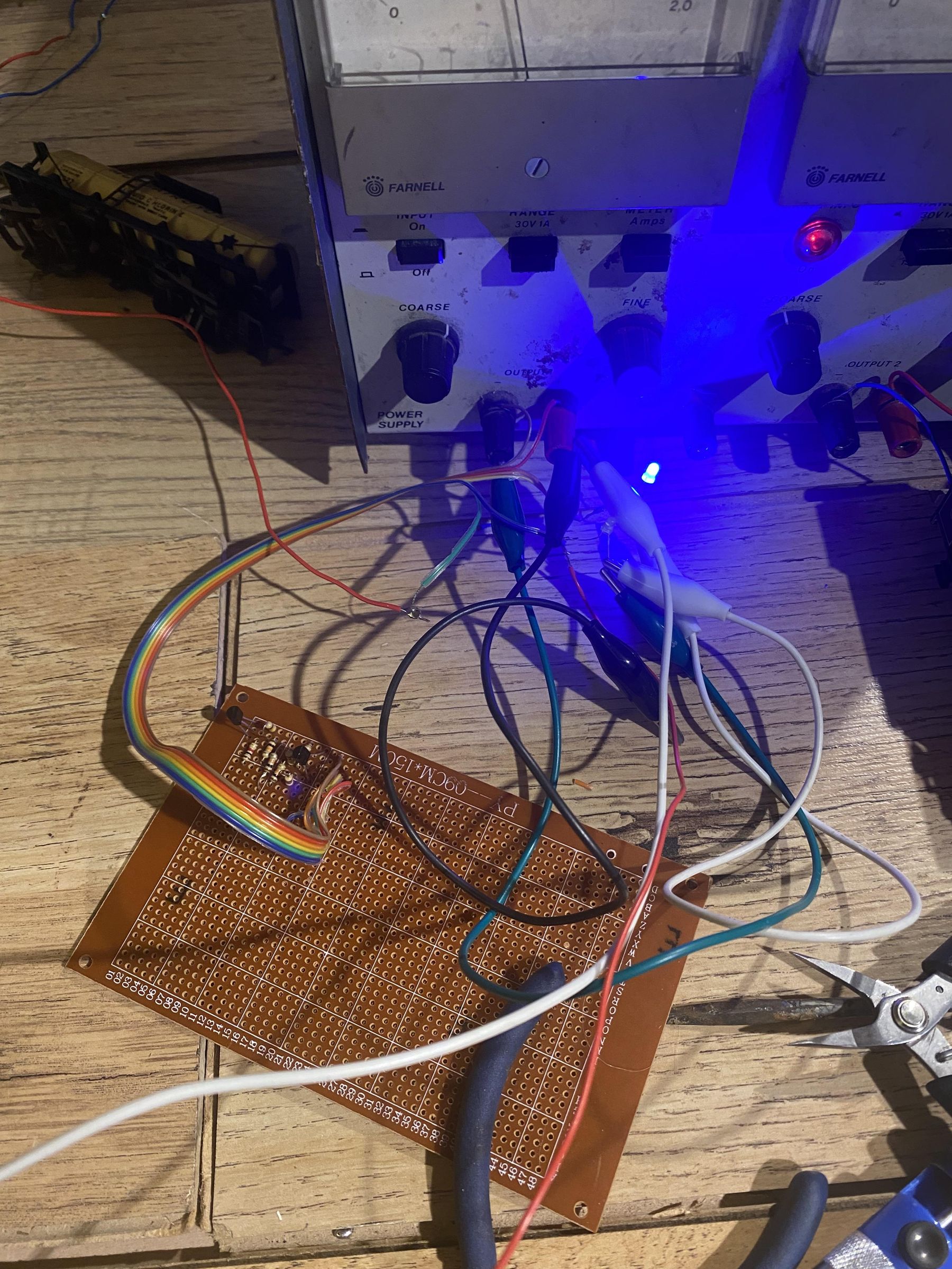 Flip-Flop Circuit (Transistor-Transistor SR Latch Circuit) : 3 Steps ...