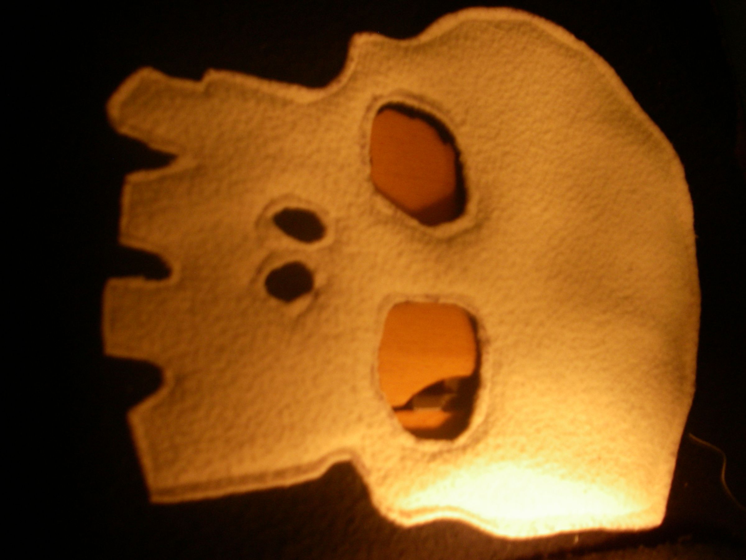 A Lovely Warm Skull Face Snood. : 5 Steps (with Pictures) - Instructables