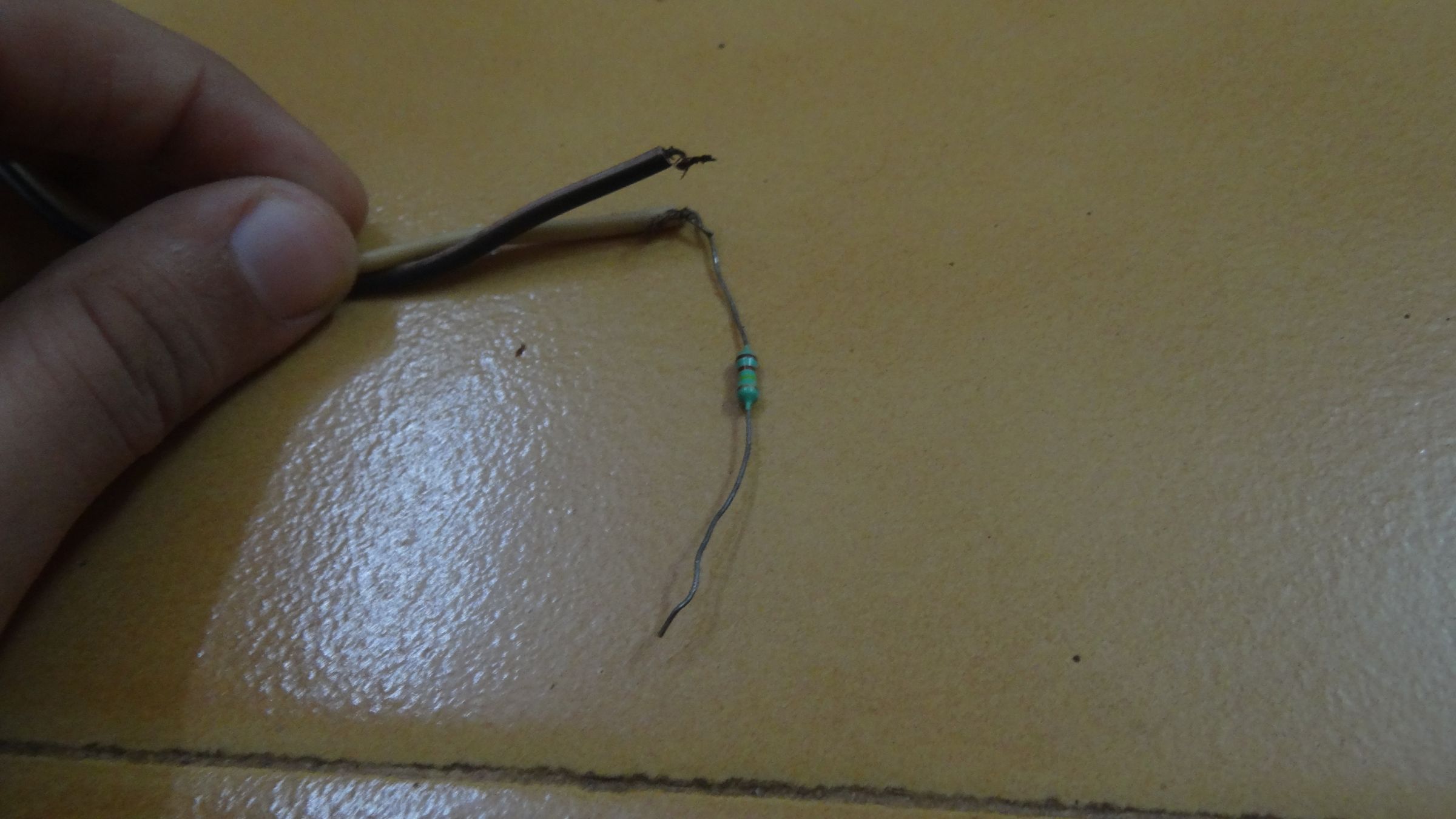 Solar Powered Clock : 4 Steps - Instructables