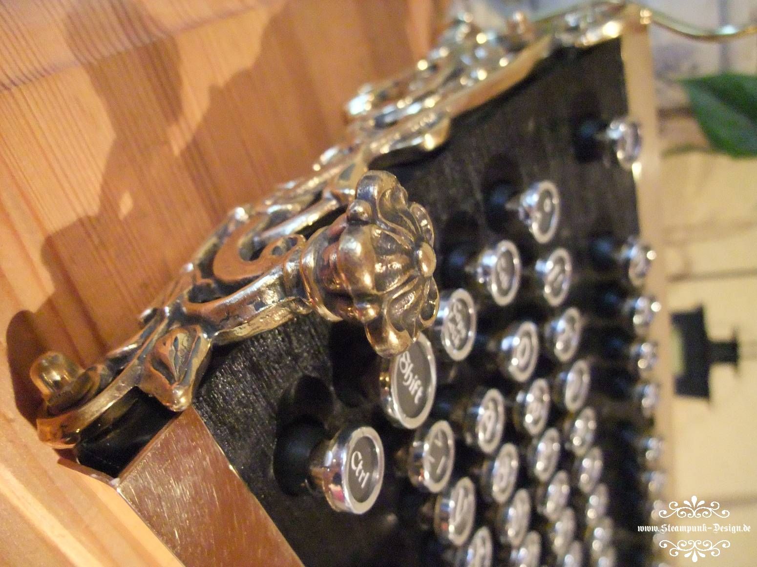 Most Detailed Steampunk Keyboard Instruction : 11 Steps (with Pictures ...