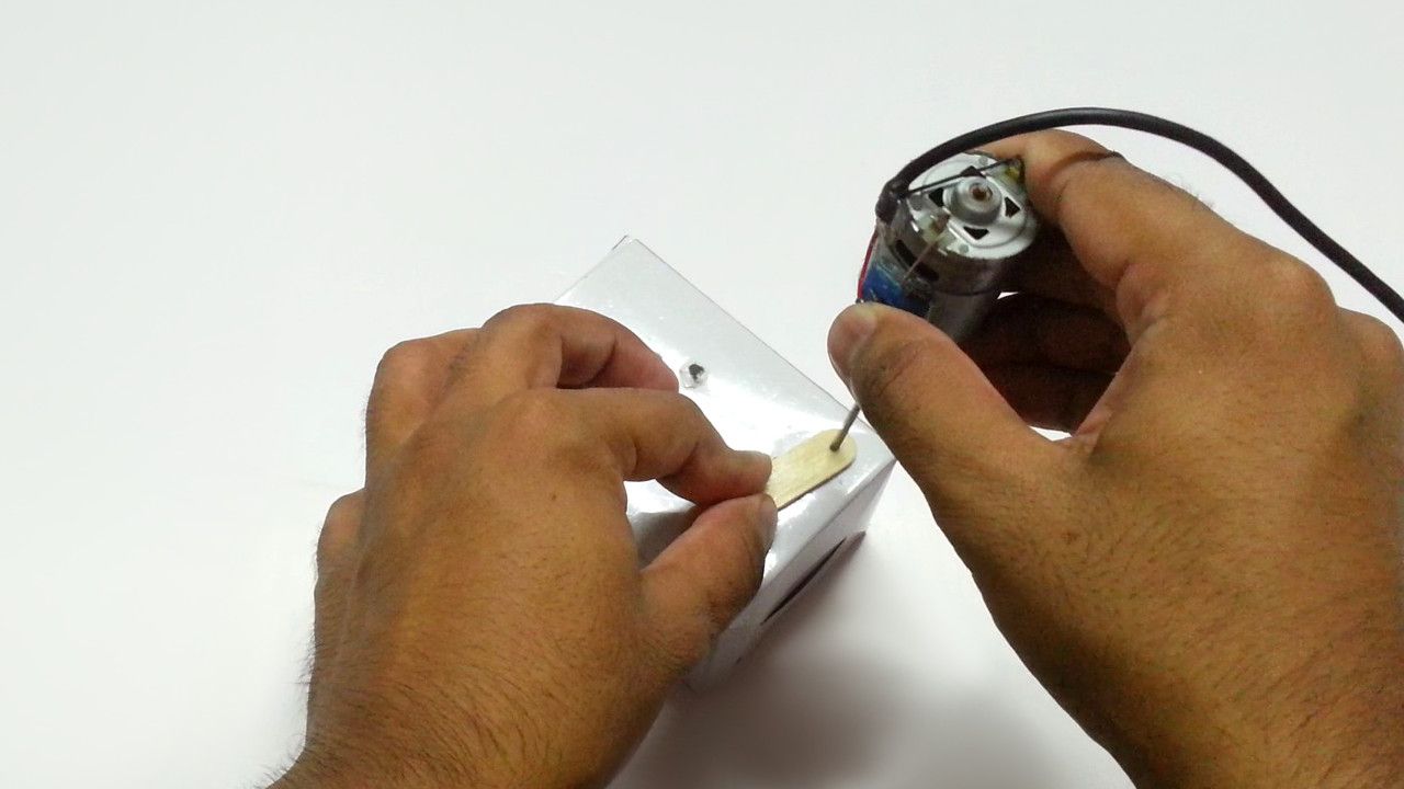 DIY - Homemade Electric Lighter : 7 Steps (with Pictures) - Instructables