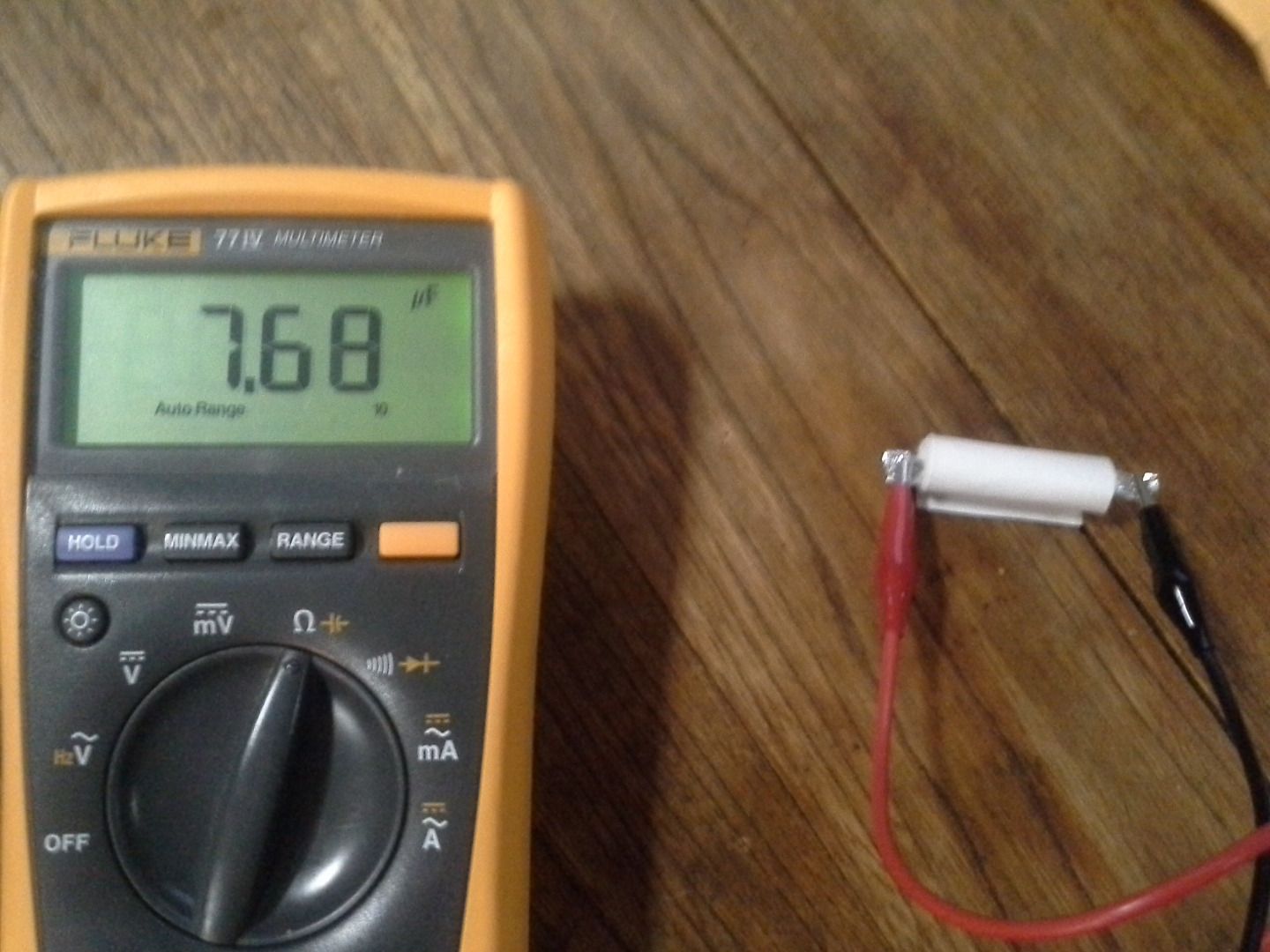 How to Make a Capacitor : 3 Steps (with Pictures) - Instructables