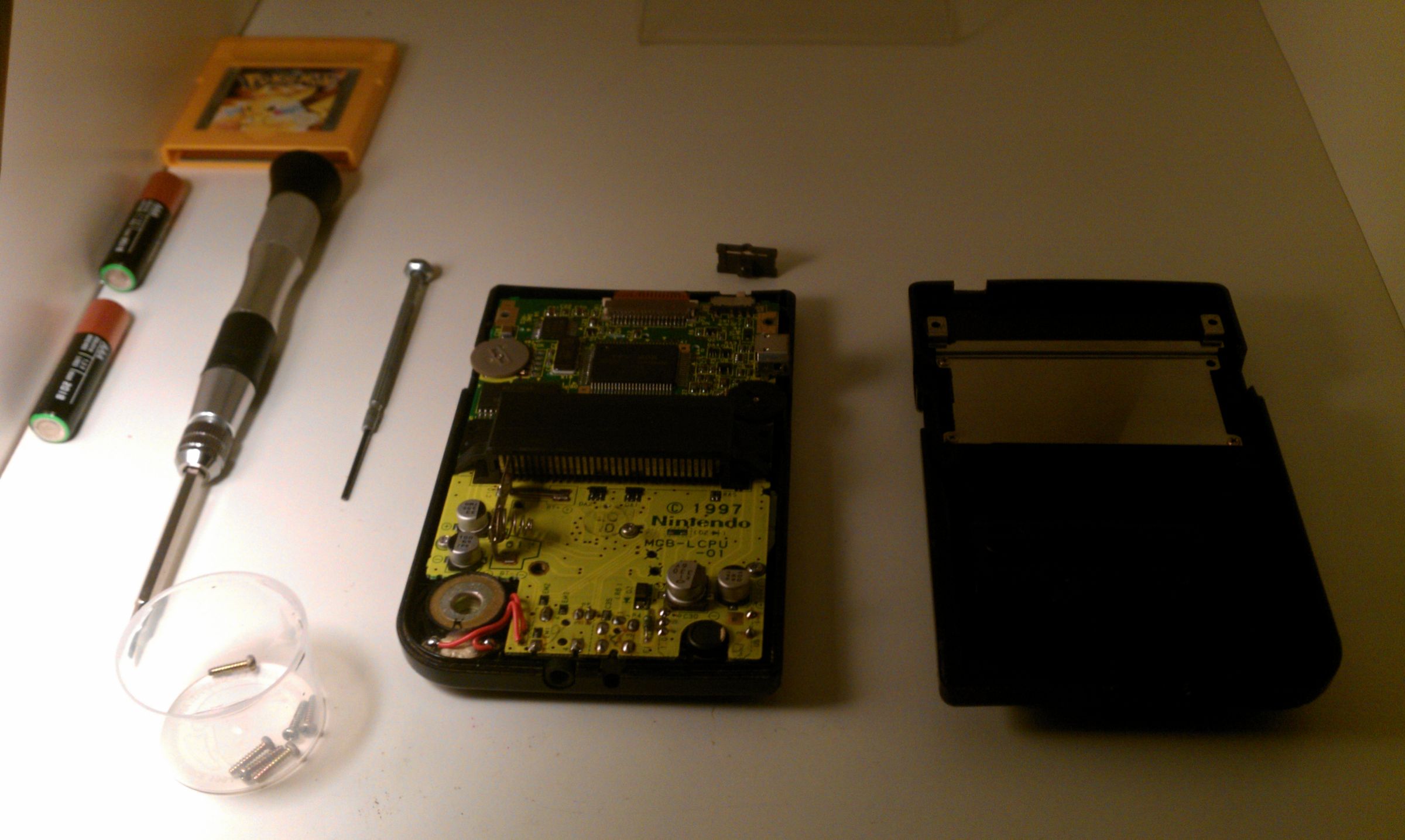 How to Clean Gameboy Pocket. : 7 Steps - Instructables