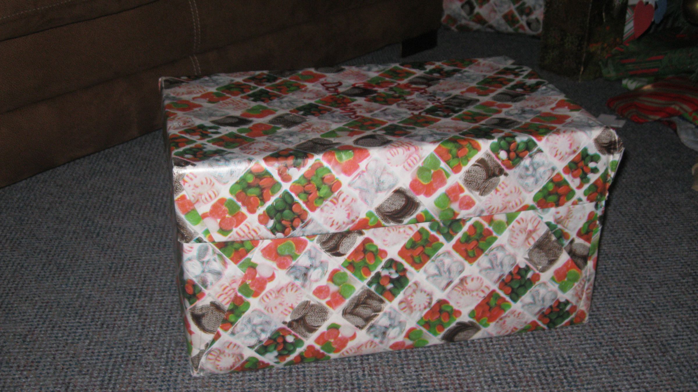 How to (Successfully) Hide a Gift! : 7 Steps (with Pictures ...