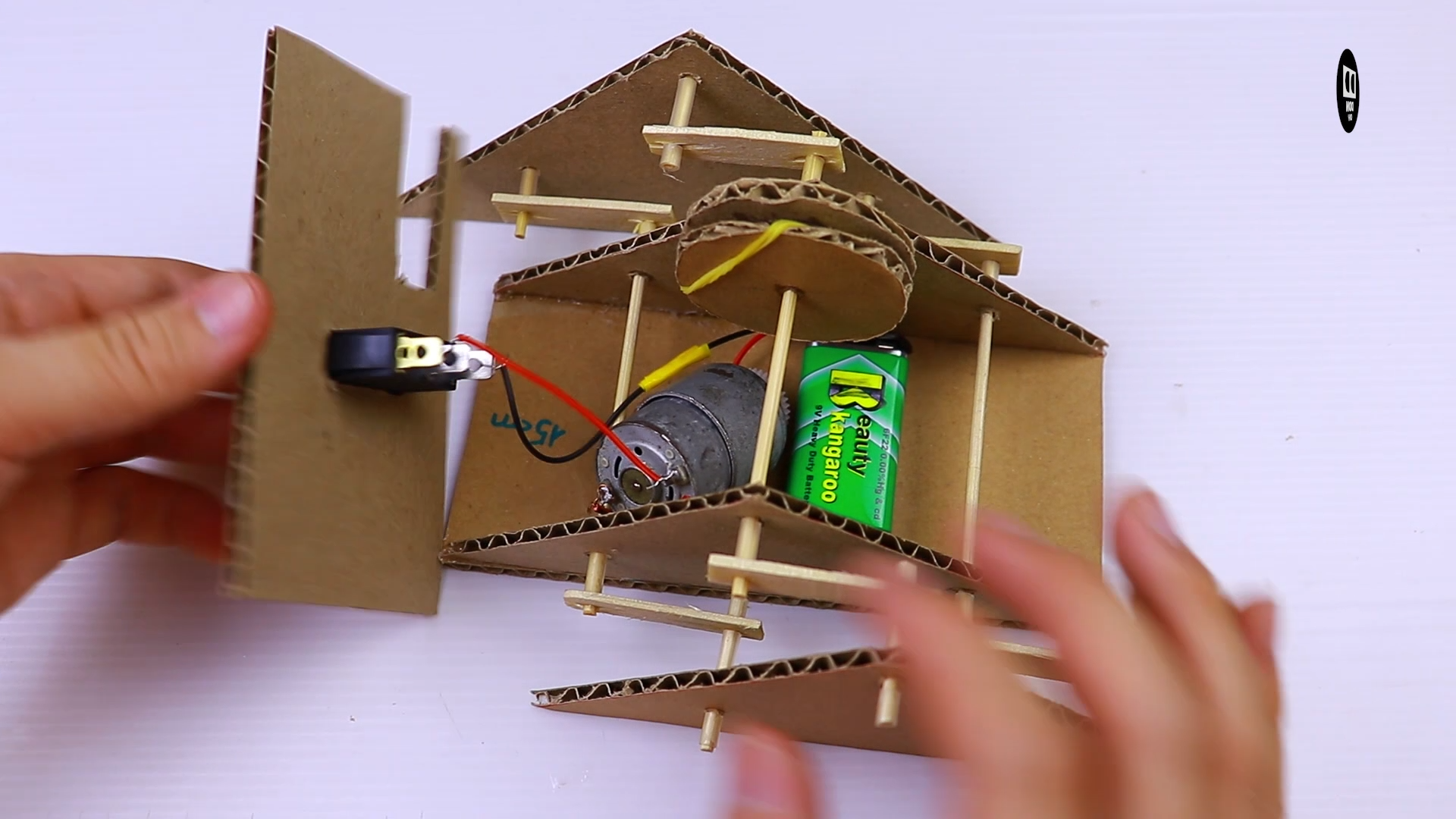 ⚔ Robot (Monster) Fight With Cadboard : 17 Steps (with Pictures ...