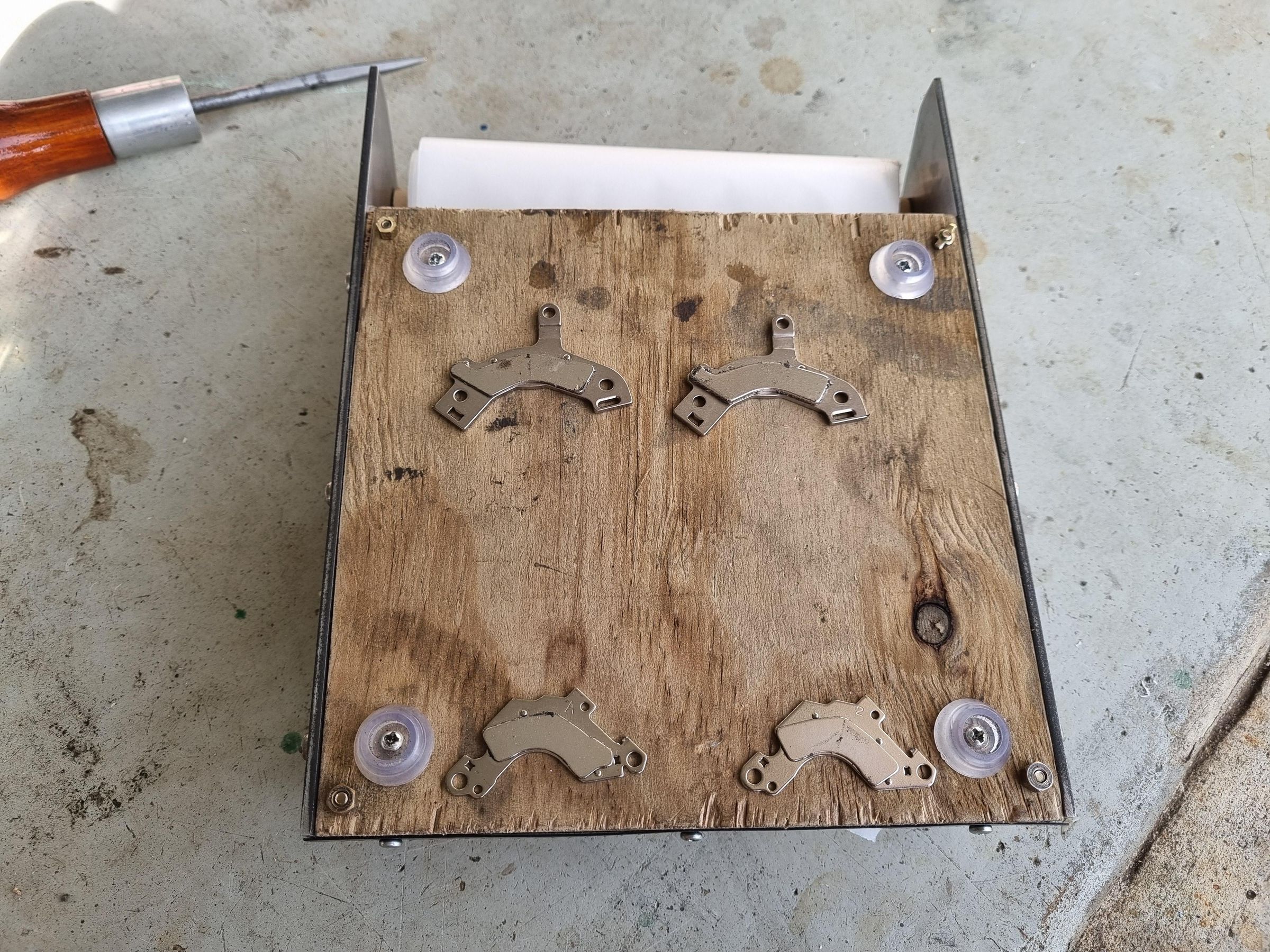 Epoxy Mixing Table : 12 Steps (with Pictures) - Instructables