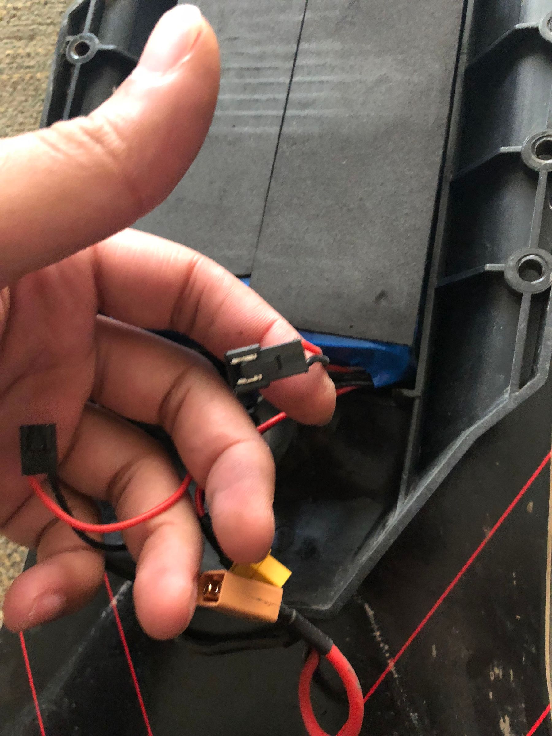 Backfire G2 Battery Change : 16 Steps - Instructables