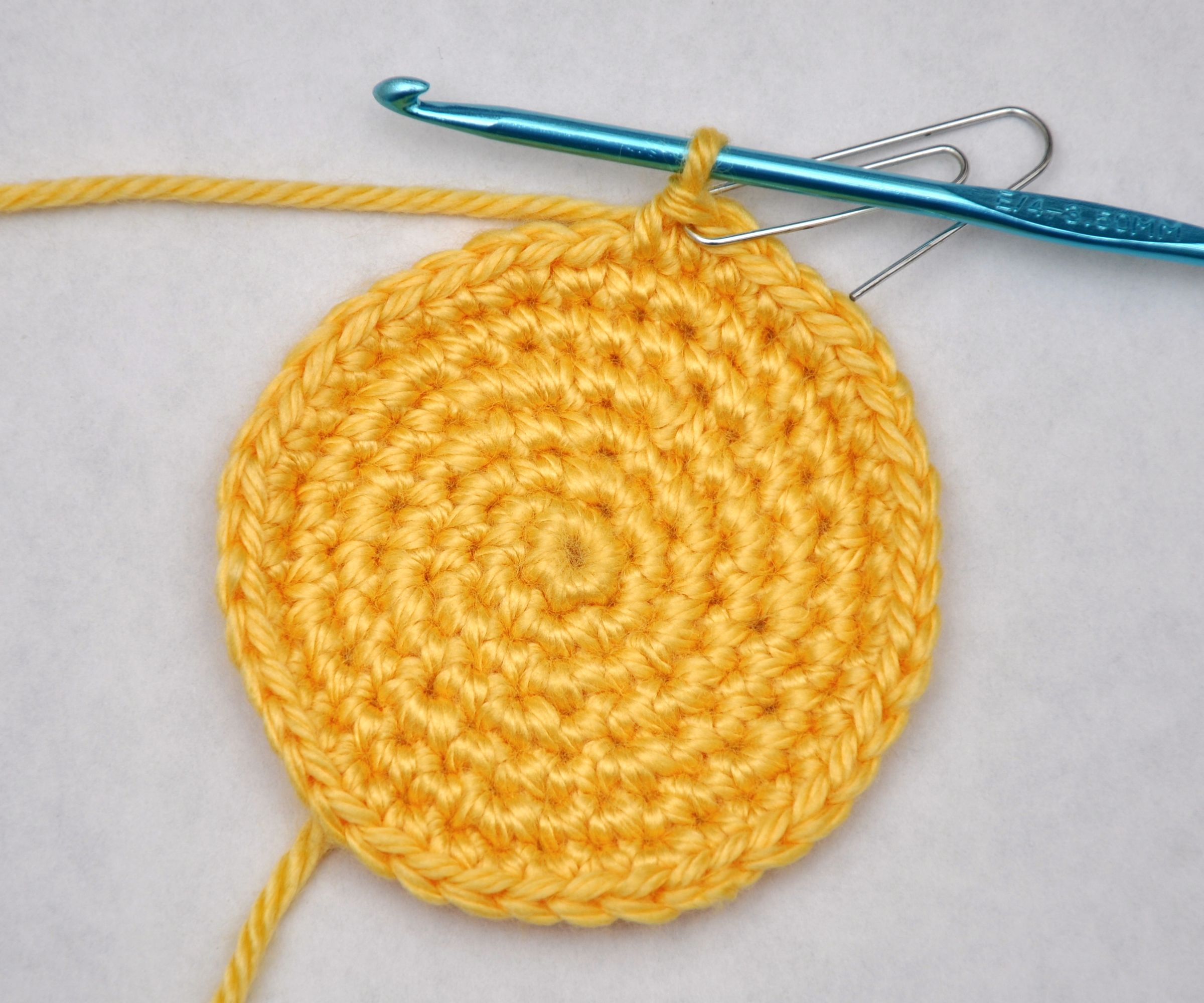 Crochet Medals : 8 Steps (with Pictures) - Instructables