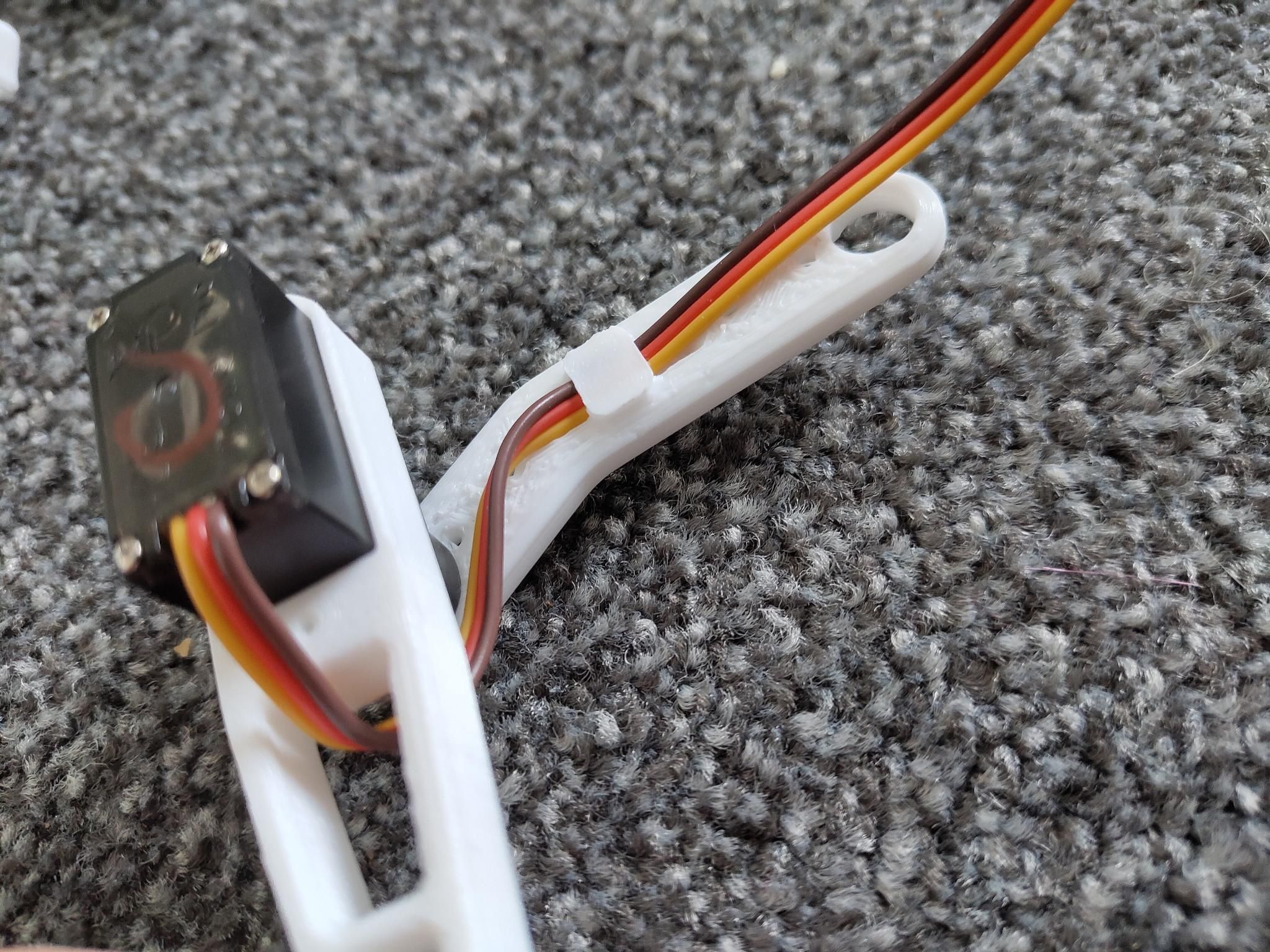 ESP32 Small Robot Dog (closed) : 7 Steps (with Pictures) - Instructables