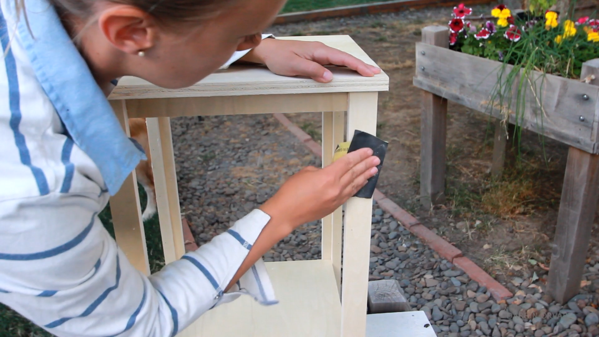 Simple DIY End Table for $10 : 8 Steps - Instructables