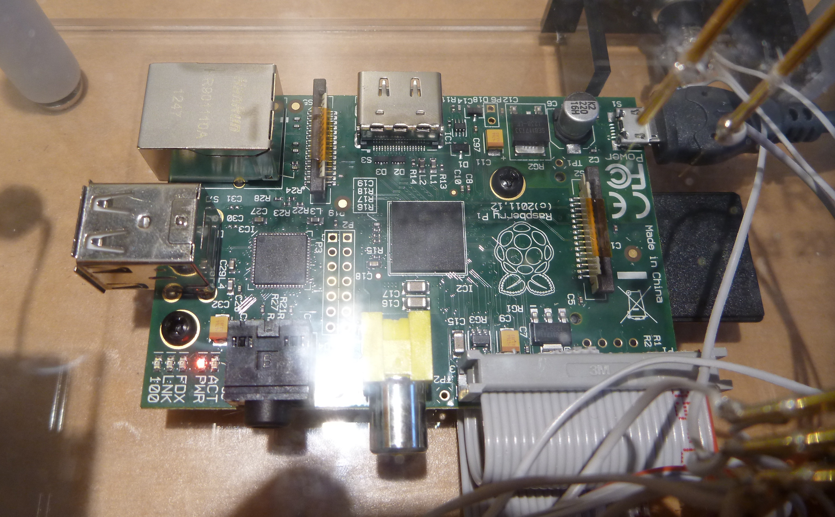 A Programming Jig for Our DougsWordClock.com DeskClock Boards : 9 Steps ...