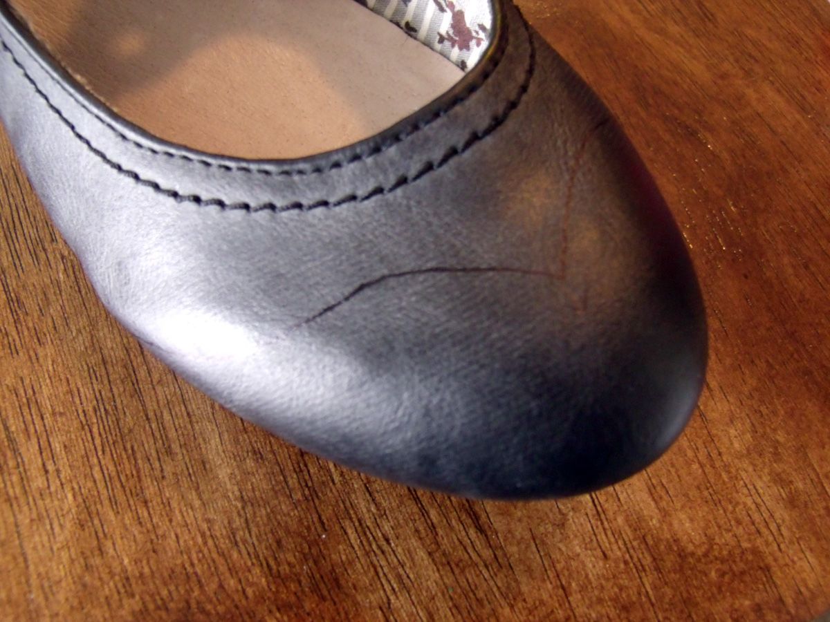 DIY Painted Wingtip Shoes : 5 Steps - Instructables