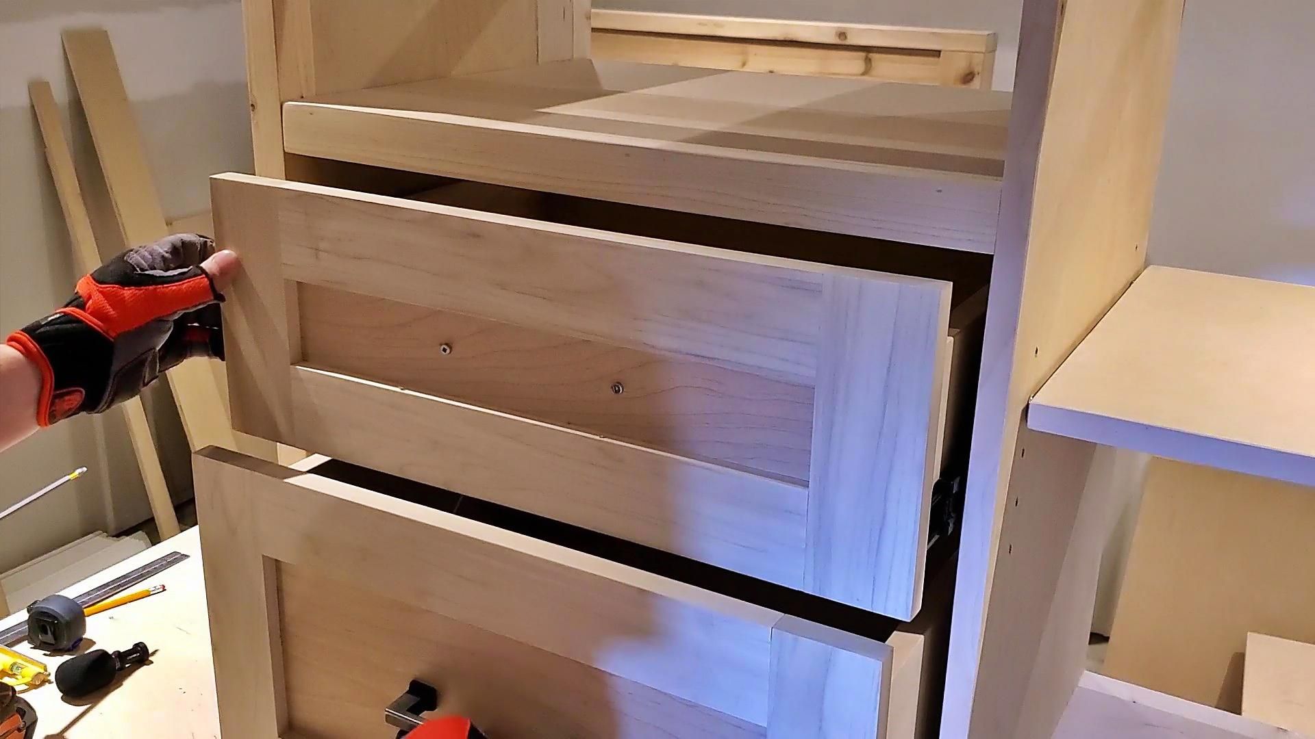 Beginners Guide to Drawers. Measure, Cut, Assemble, Mount, Finish. No ...