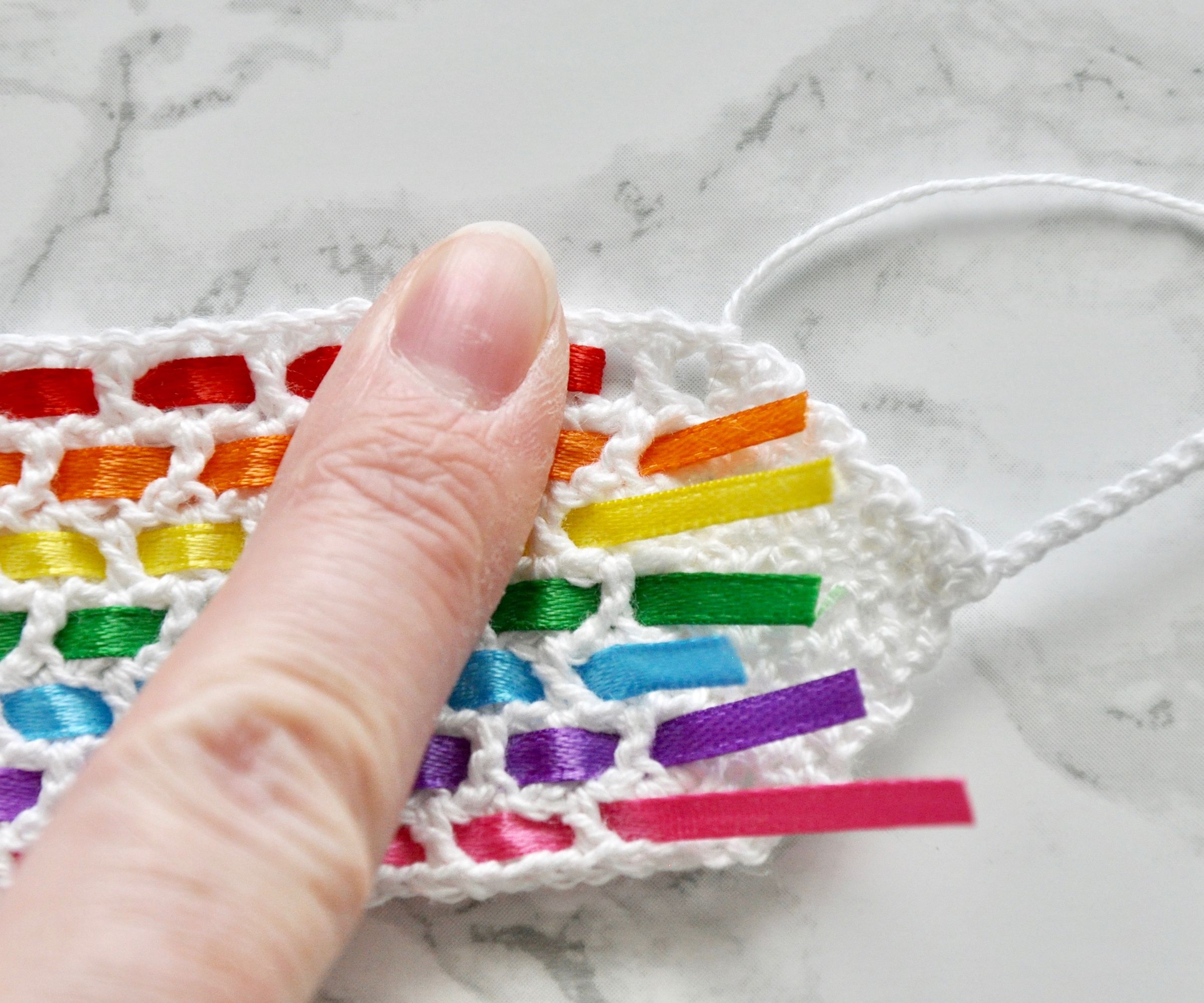 Woven Ribbon Crochet Choker : 12 Steps (with Pictures) - Instructables