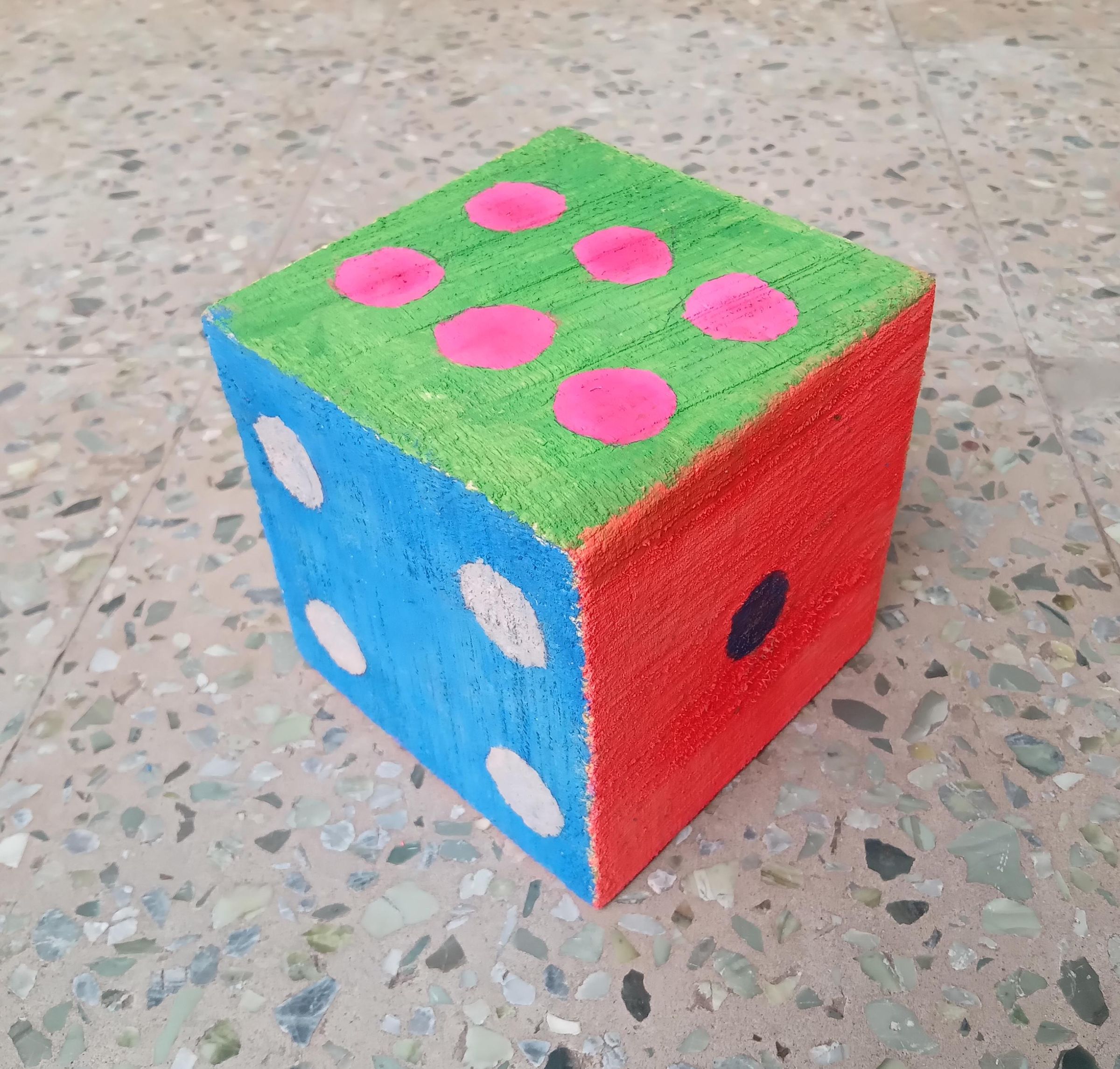 Dice Larger Than Normal Dice : 7 Steps - Instructables