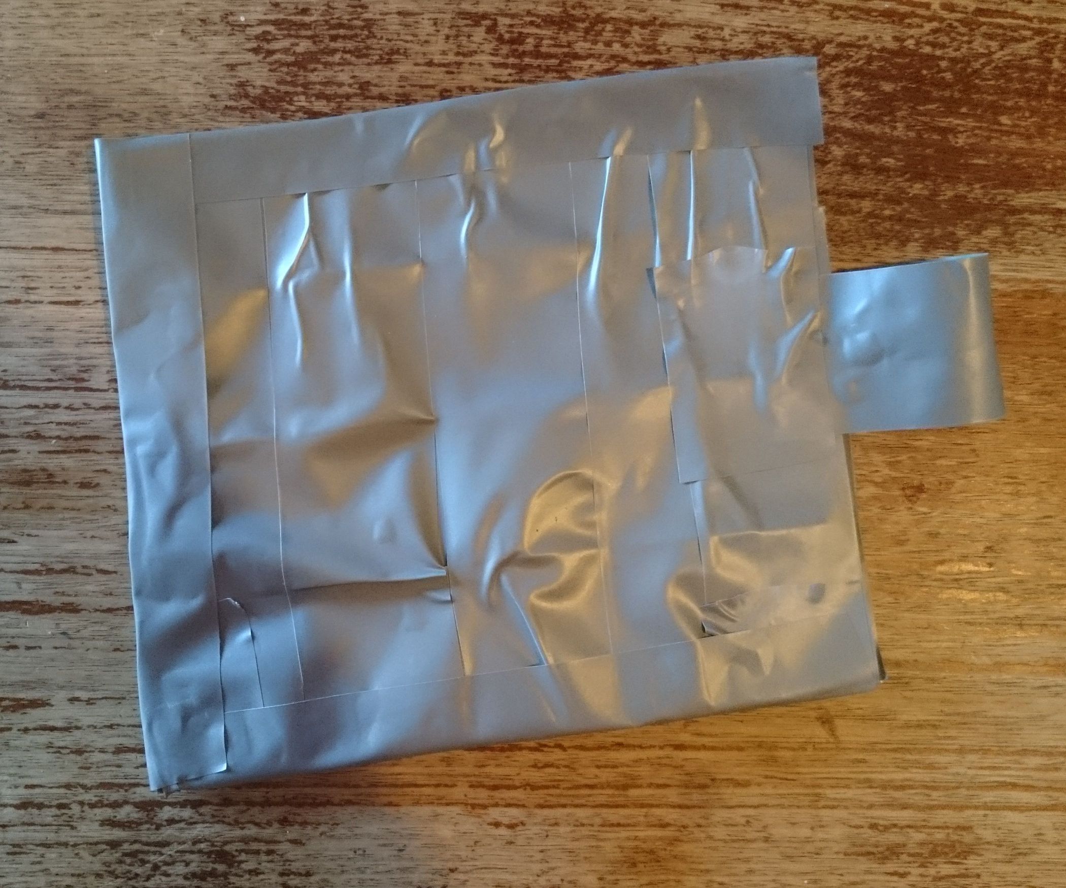 DUCT Tape Bag : 5 Steps (with Pictures) - Instructables