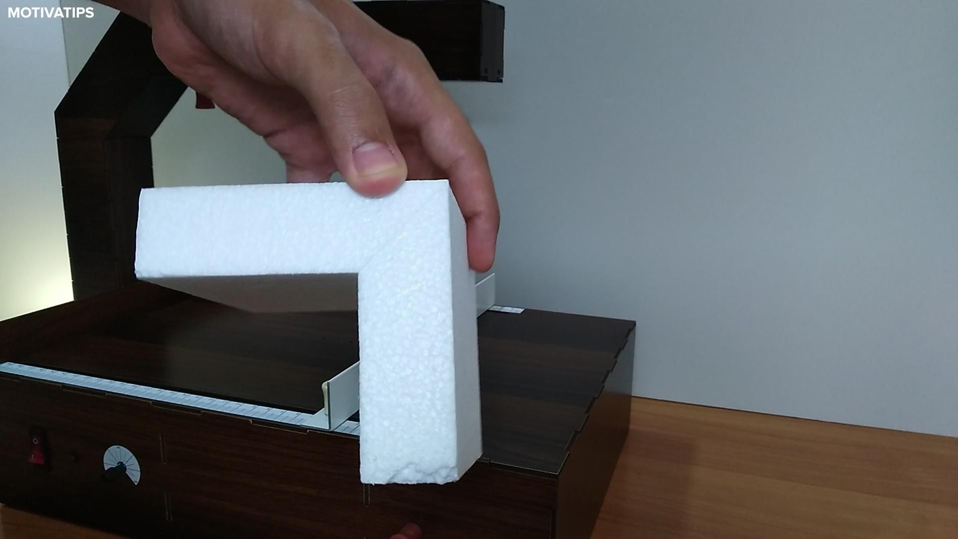 Pro Foam Cutting Machine : 5 Steps (with Pictures) - Instructables