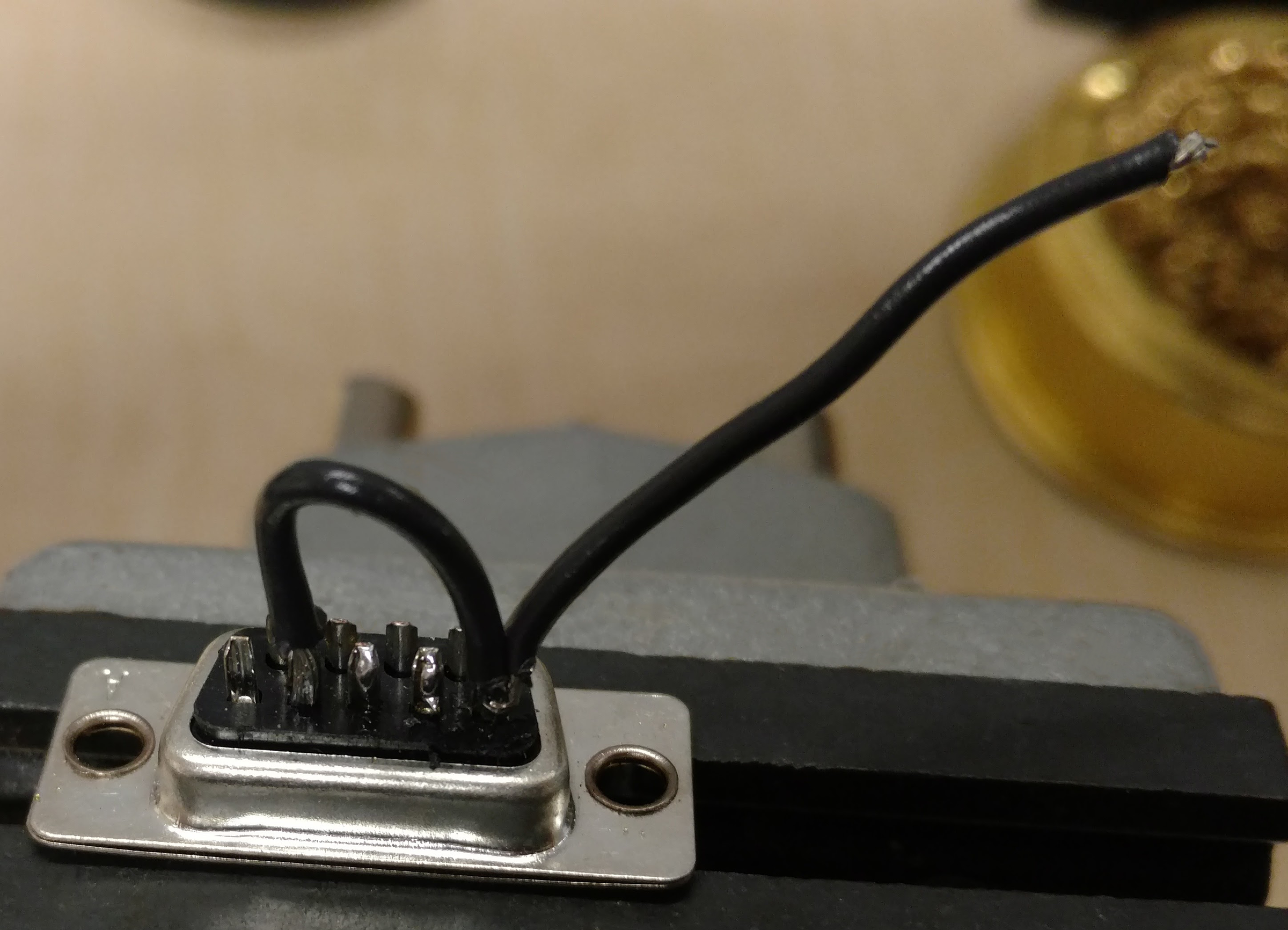 DB-9 RS-232 Loopback Plug: Windows and OS X : 14 Steps (with Pictures ...