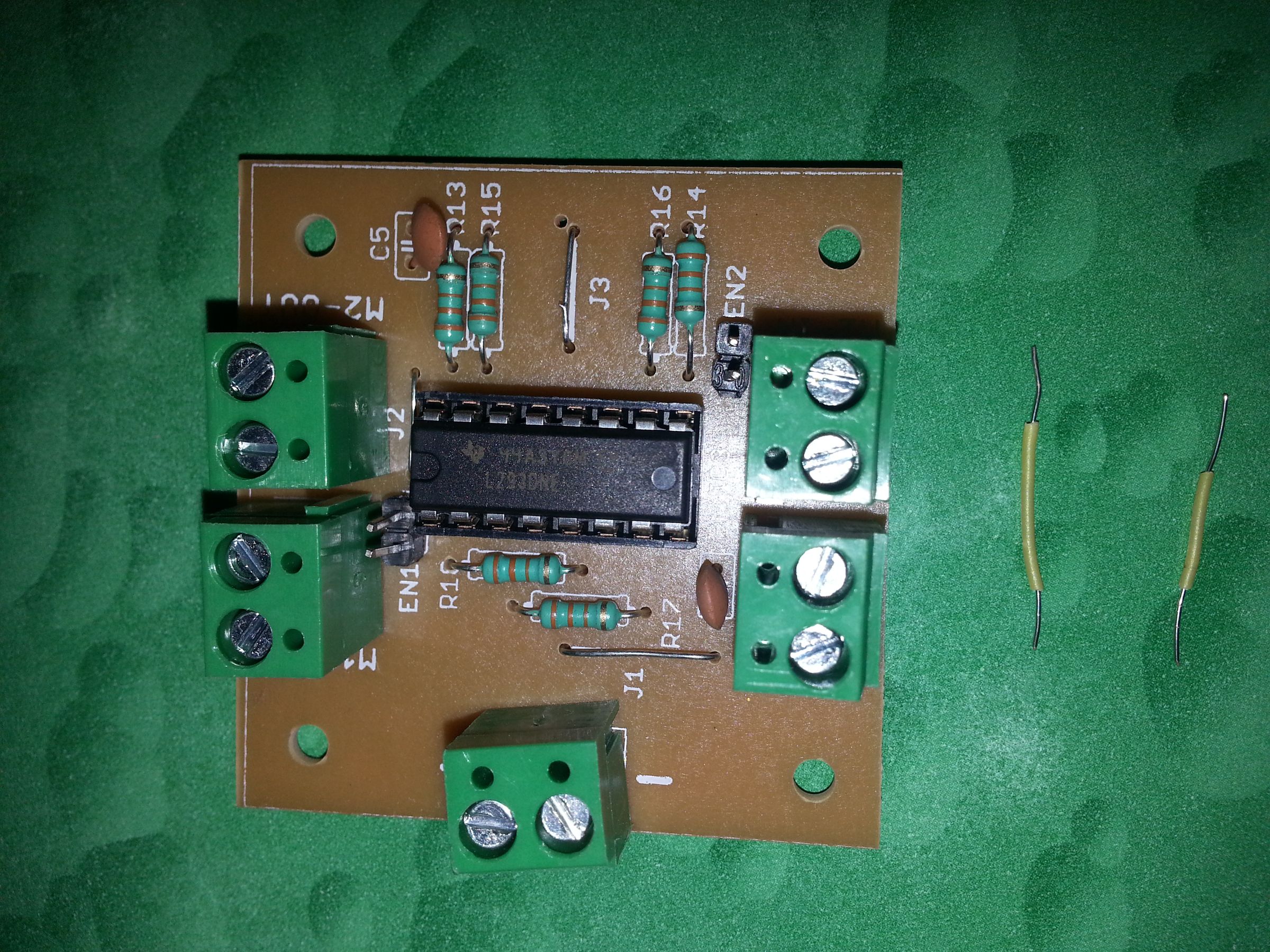 Arduino Autonomous Robot (Land Rover / Car) Stage1Model2 : 23 Steps ...