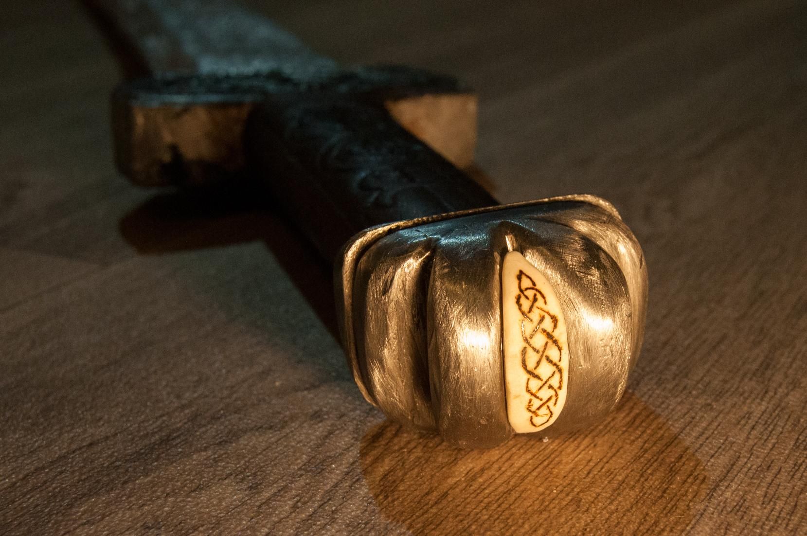 Authentic LARP Sword : 11 Steps (with Pictures) - Instructables