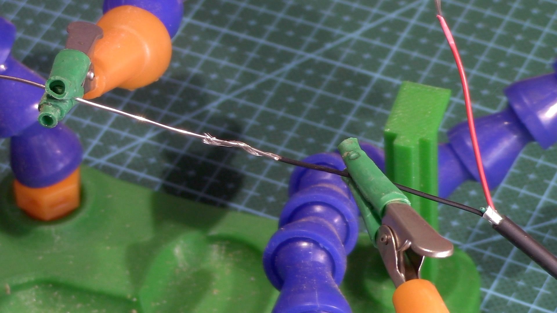 Hacking USB + Power Banks : 10 Steps - Instructables