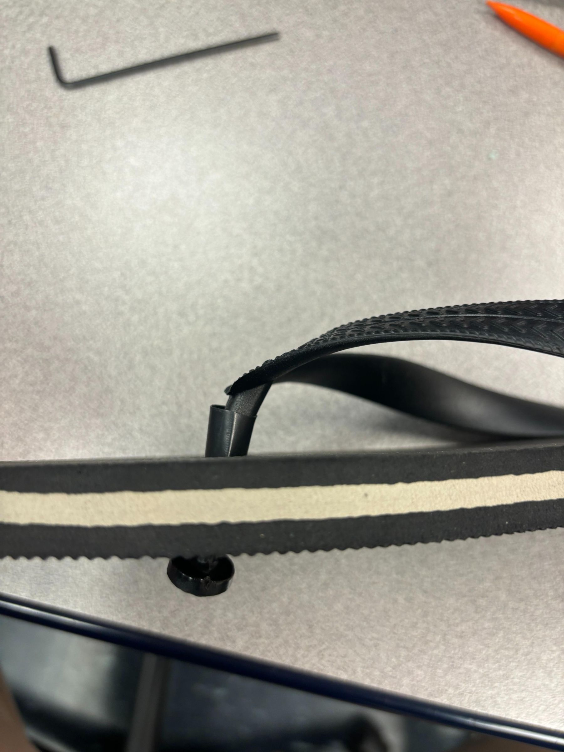 Flip Flop Fixer : 4 Steps - Instructables