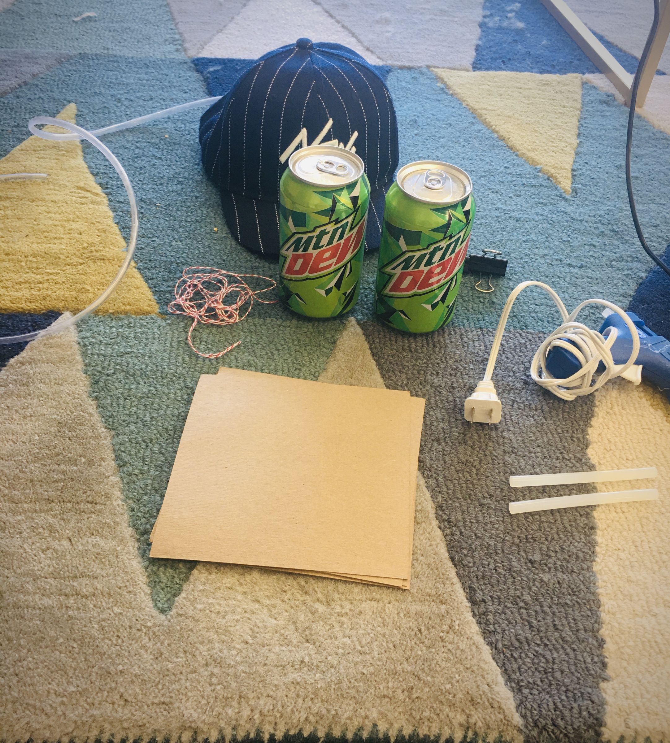 Soda Drinking Hat! : 8 Steps - Instructables