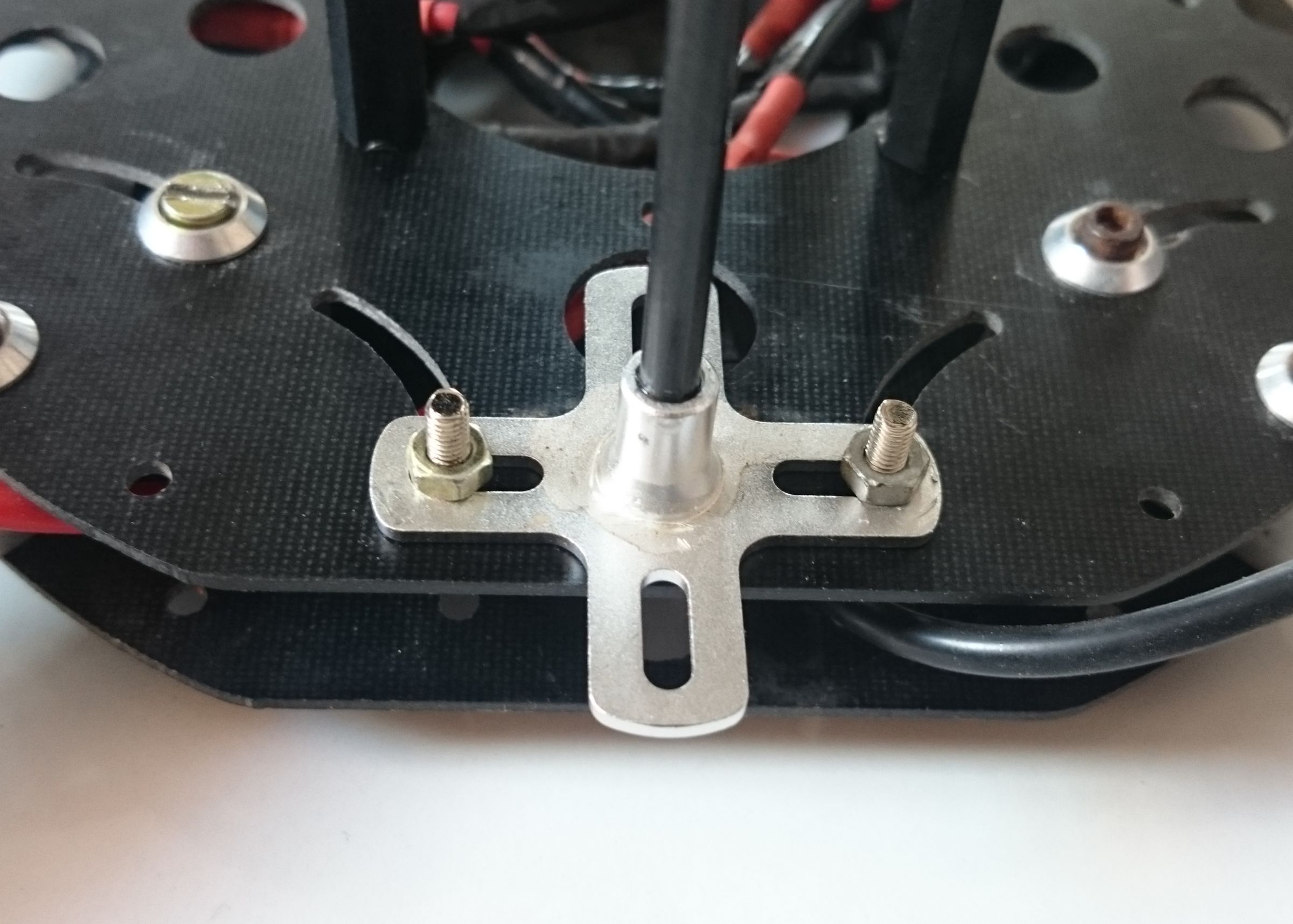 How to Build a Quadcoptor. (NTM 28-30S 800kV 300W and Arducopter APM 2. ...