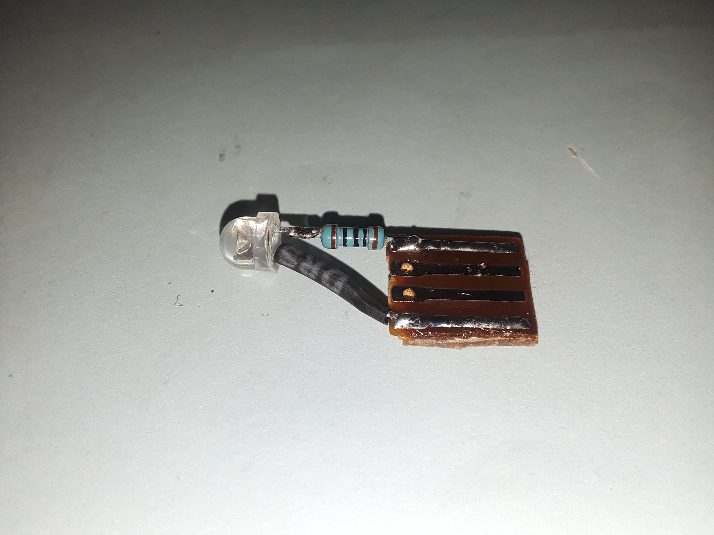 Very Small USB Light : 5 Steps - Instructables