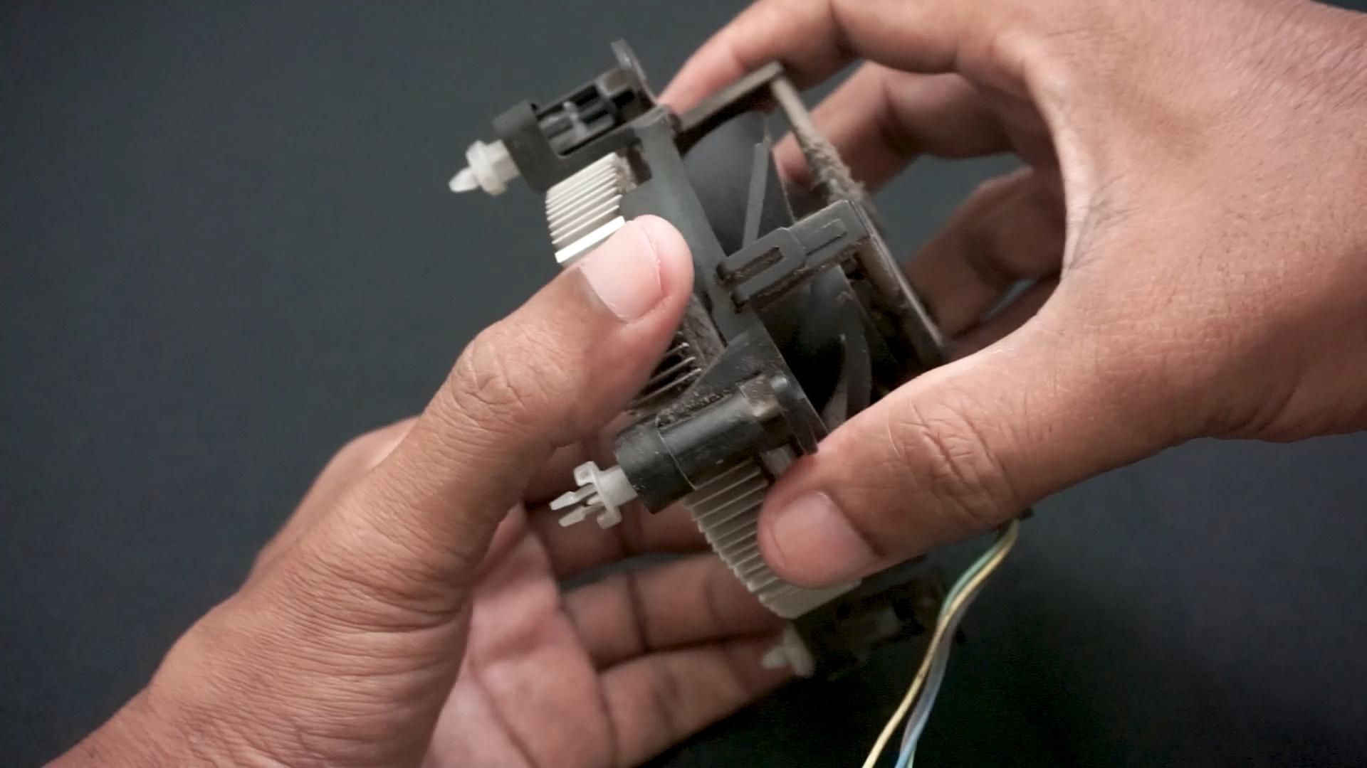 How to Clean CPU Fan Without Compressed Air : 8 Steps - Instructables