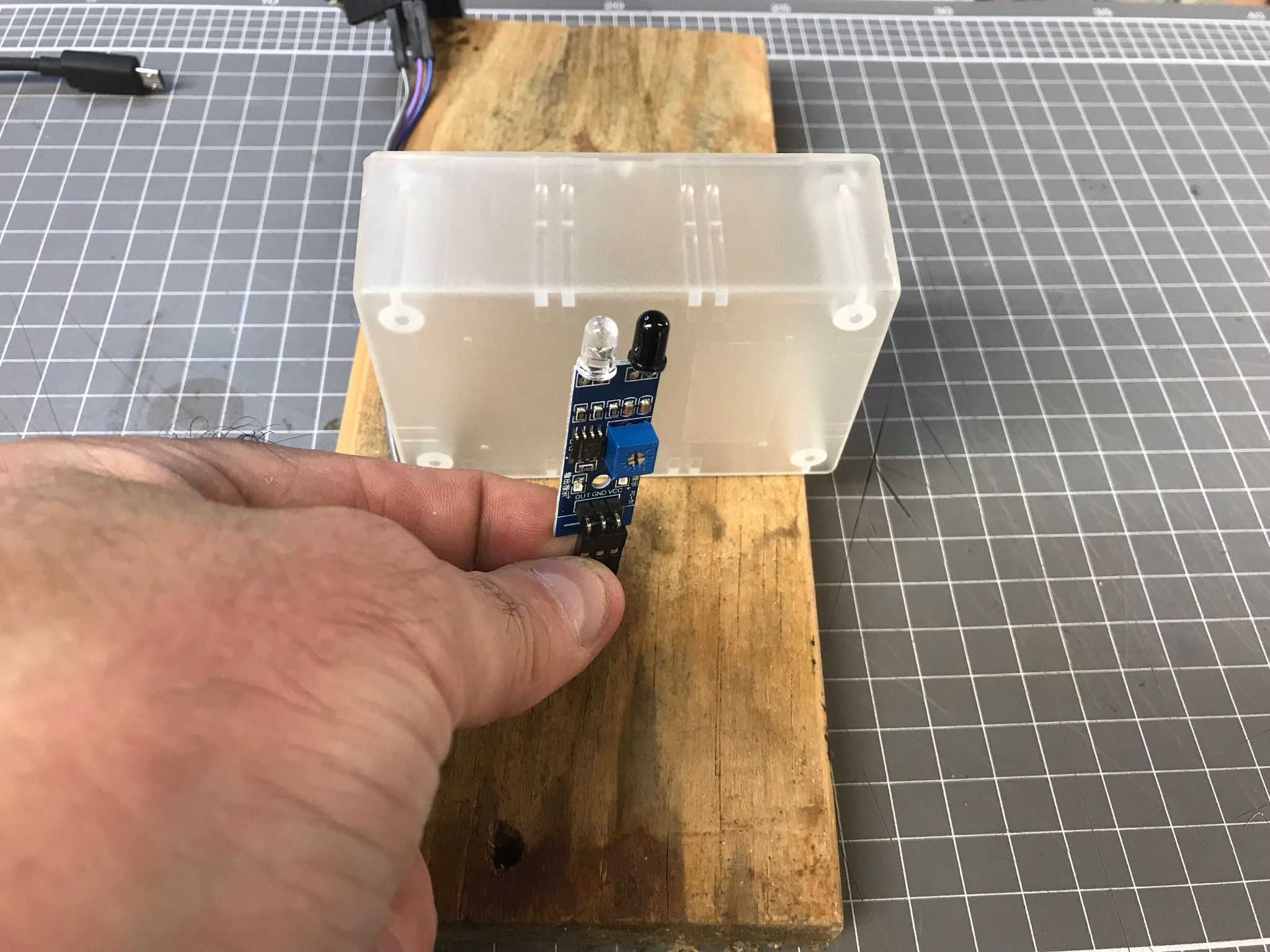 Arduino Garage Door Alarm With Blynk : 3 Steps - Instructables