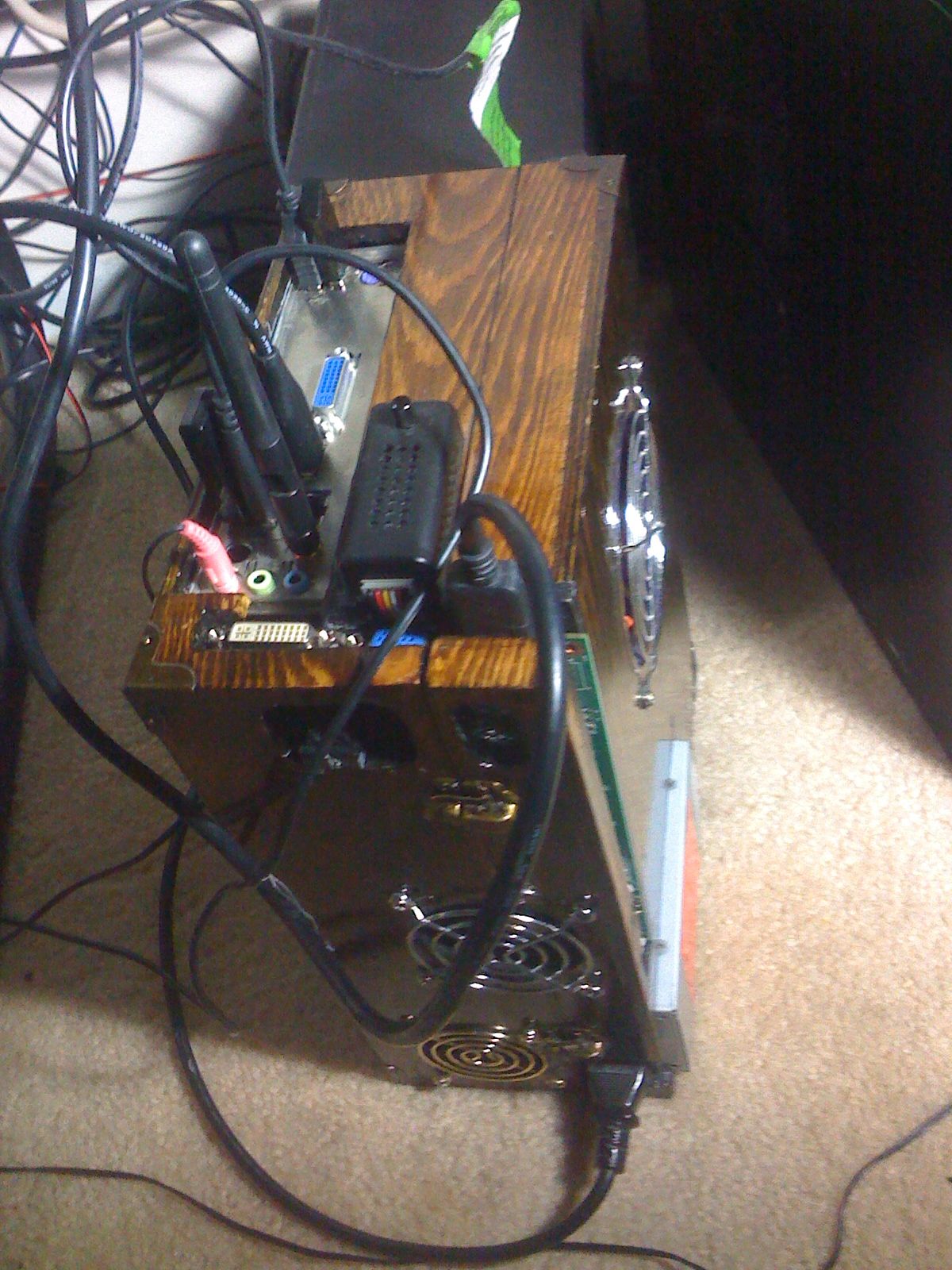 $8 Wooden Box Computer Case Mod!! - Instructables