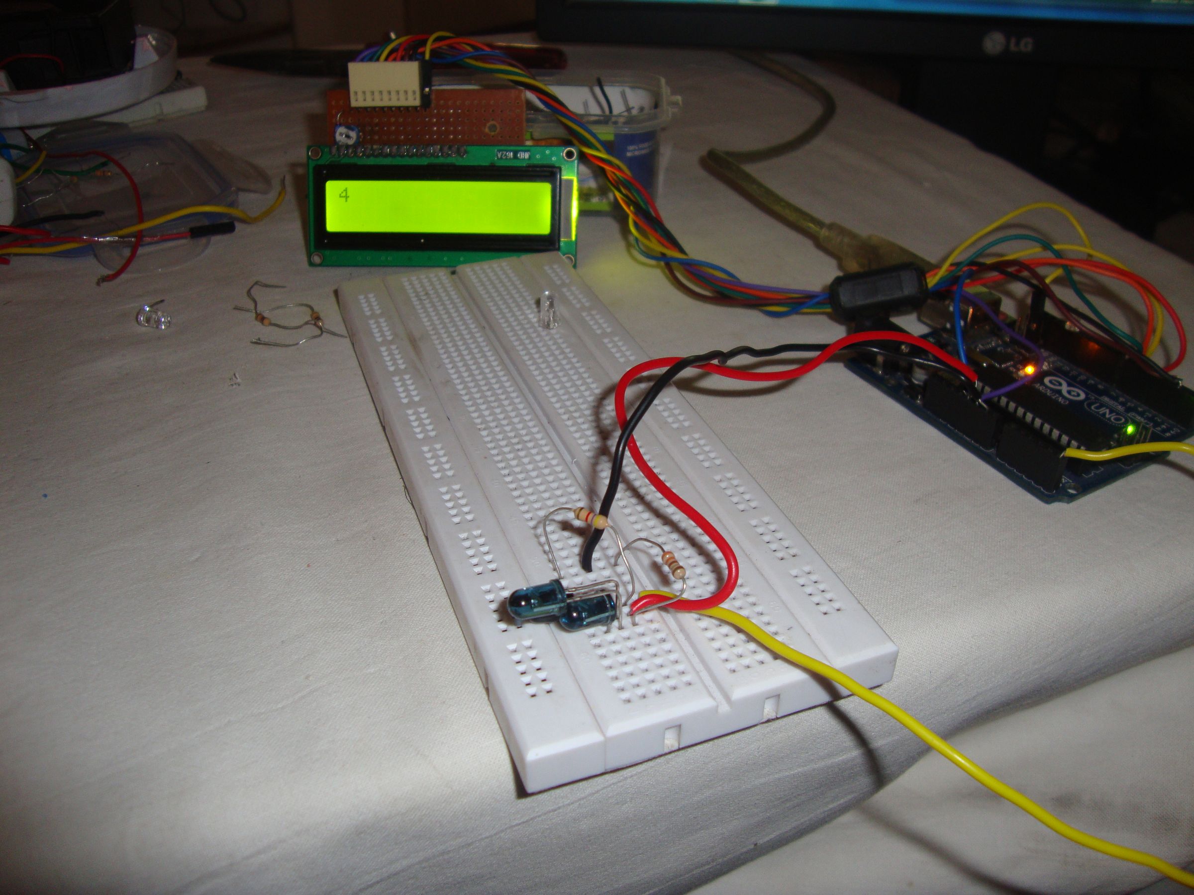 IR-Distance (Analog Value) Sensor 2$ : 4 Steps - Instructables