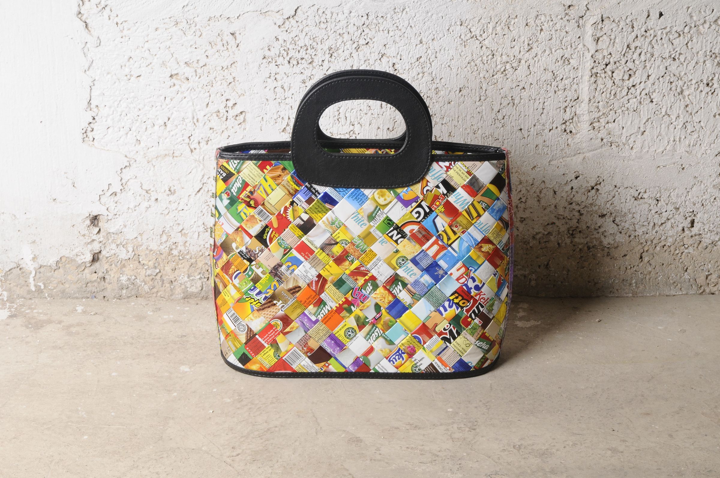 How to Create a Bag Out of Candy Wrappers - Instructables