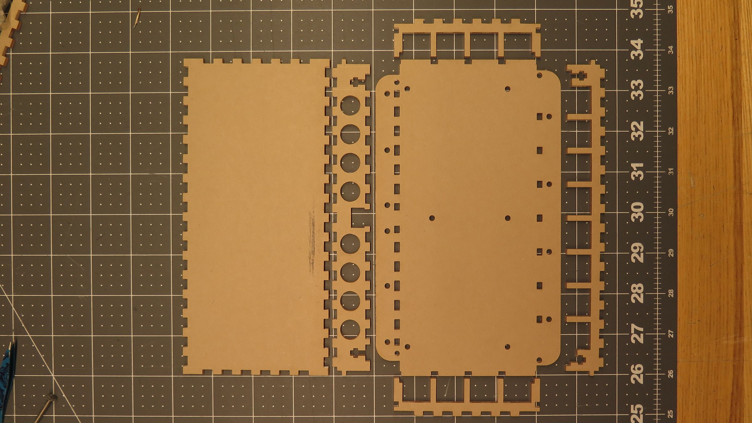 Make Laser Cut Acrylic Box With Nuts and Screws : 5 Steps - Instructables