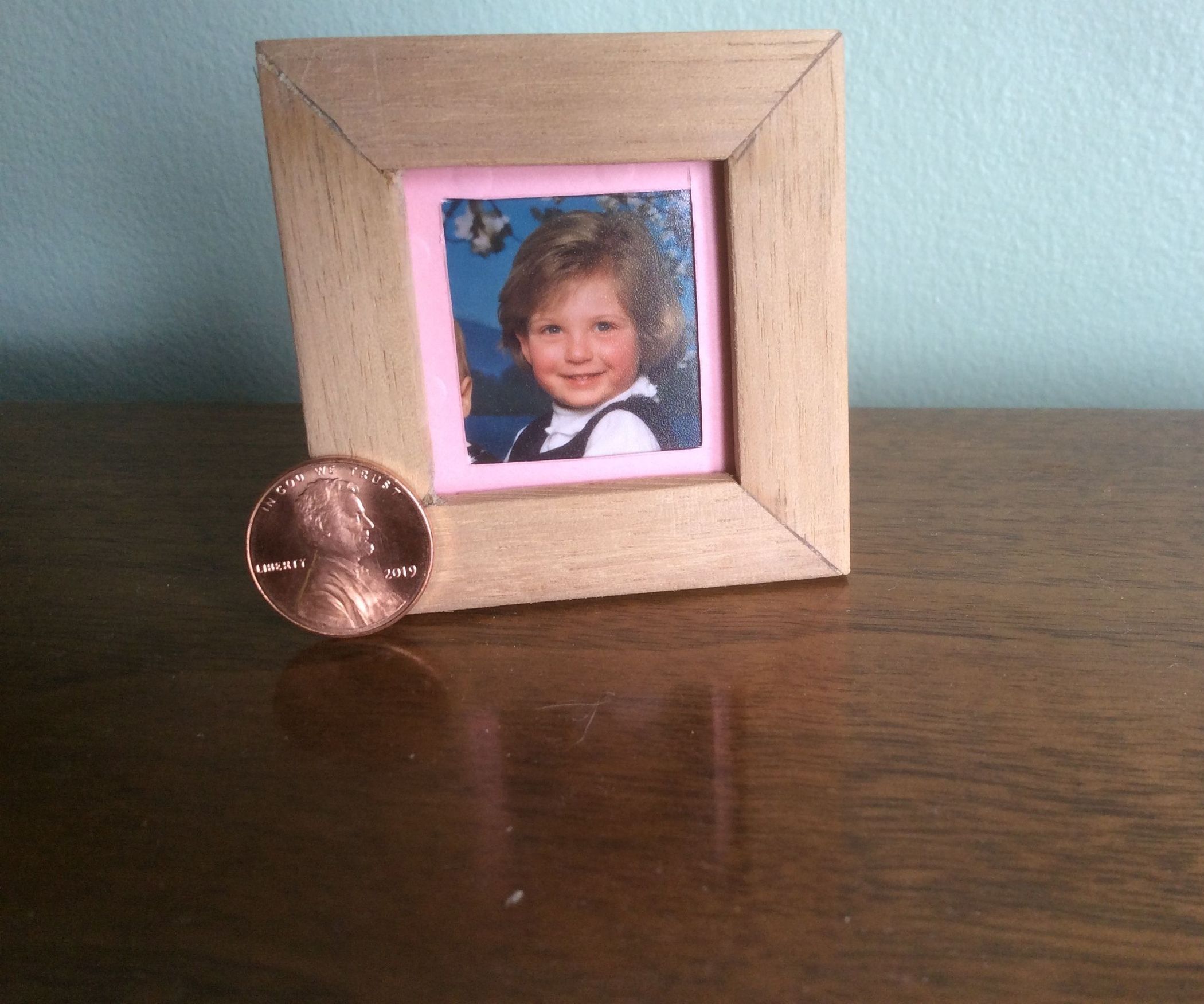 Tiny Frame for Tiny Photo : 6 Steps - Instructables