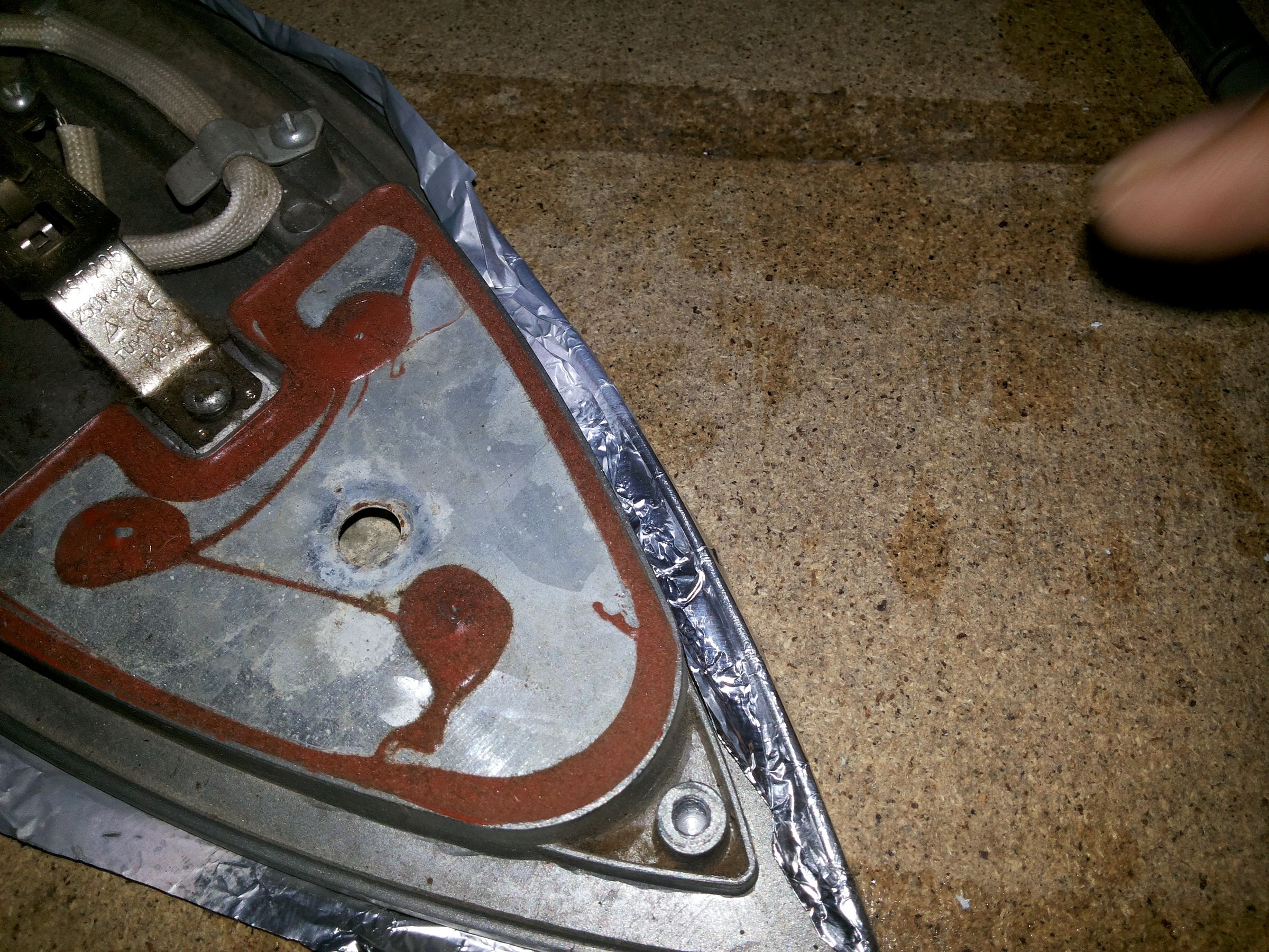 Give Your Old Cloth Iron a New Life : 7 Steps - Instructables