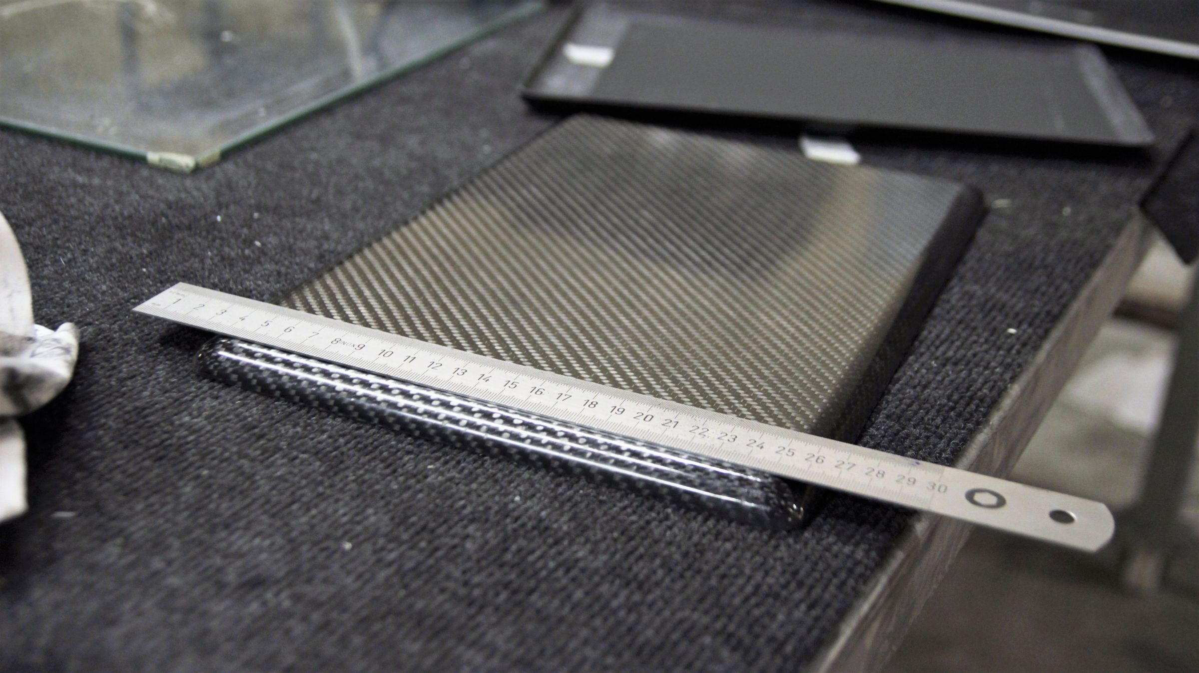 Carbon Fiber Laptop Case (DIY) : 6 Steps (with Pictures) - Instructables