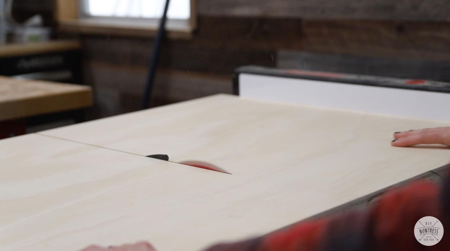 DIY Fold Down Wall Desk : 10 Steps (with Pictures) - Instructables