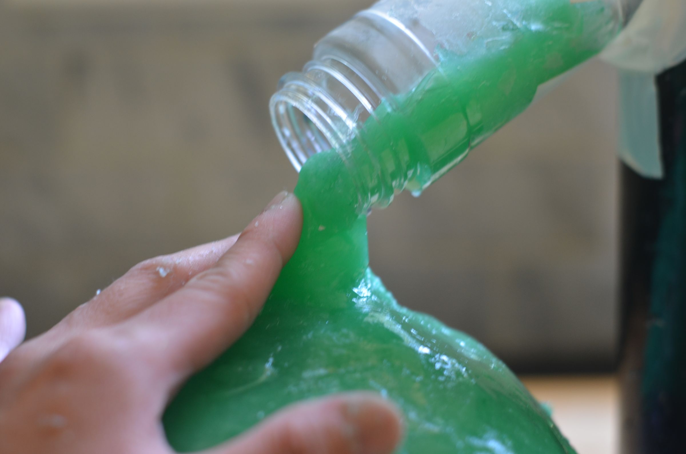 Gravity-defying Silly Slime Hat : 6 Steps (with Pictures) - Instructables