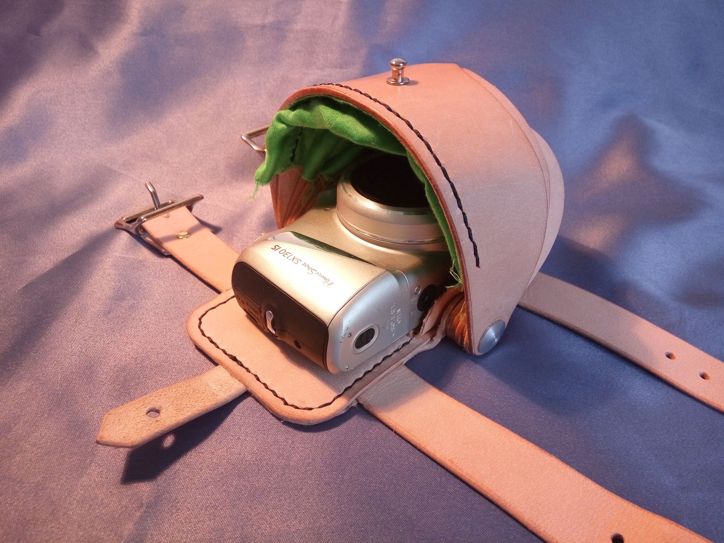 Armorshell Leather Pouch : 23 Steps (with Pictures) - Instructables