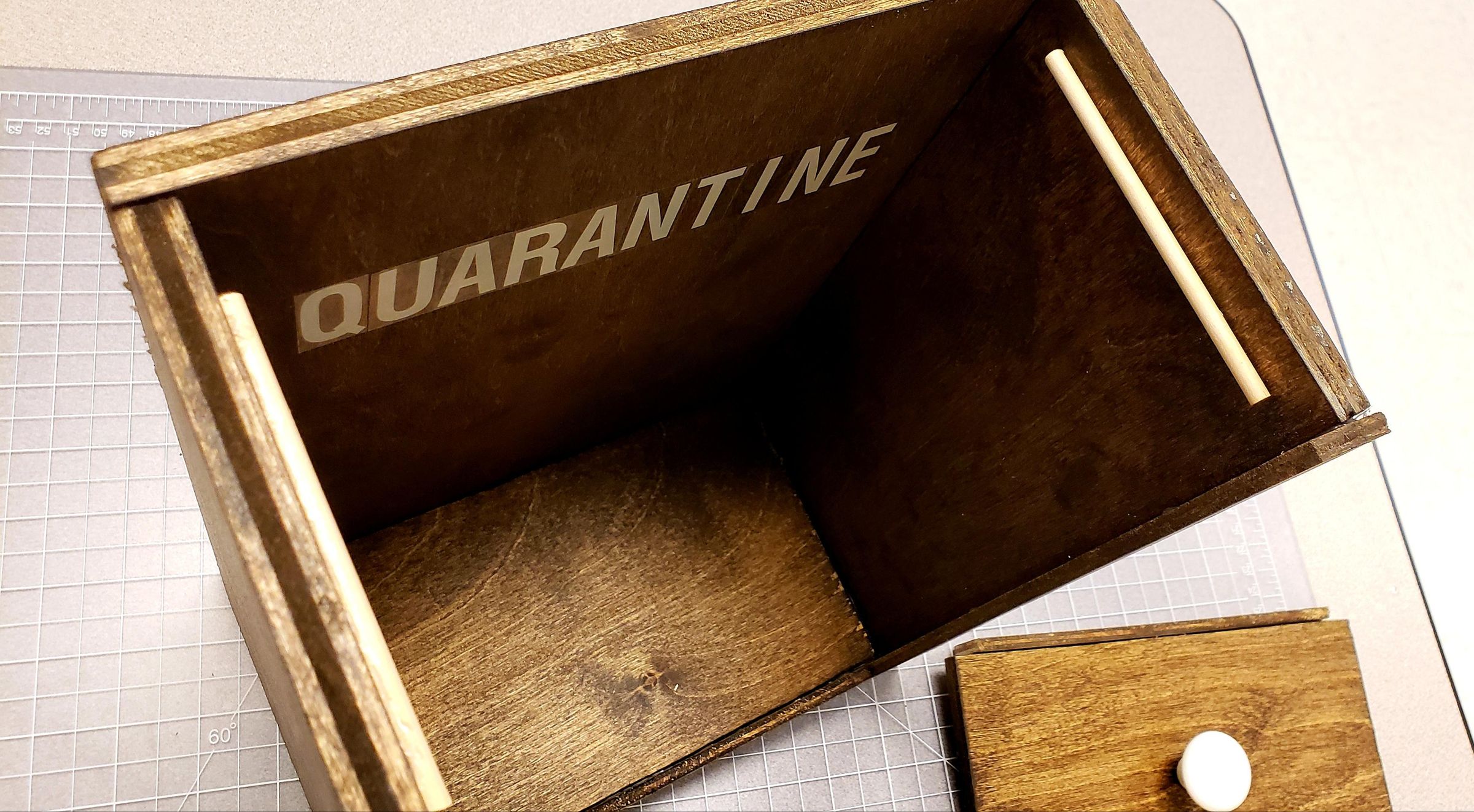 Elf Quarantine Box : 9 Steps (with Pictures) - Instructables