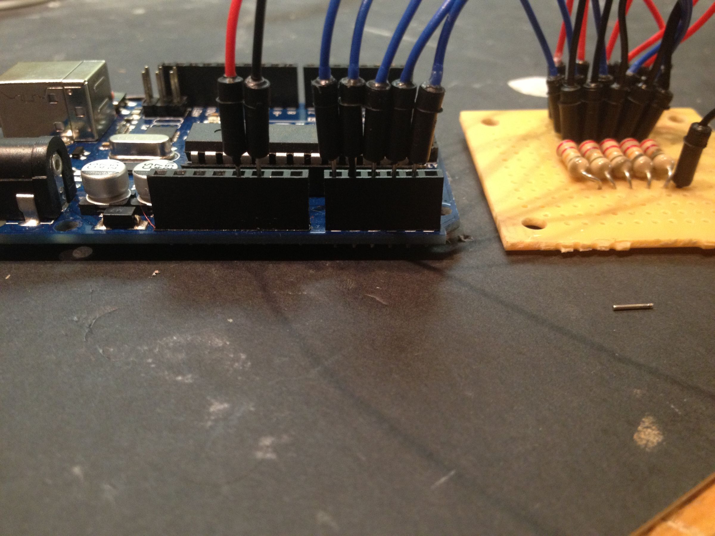 DIY Robotic Hand Controlled by a Glove and Arduino : 8 Steps (with ...