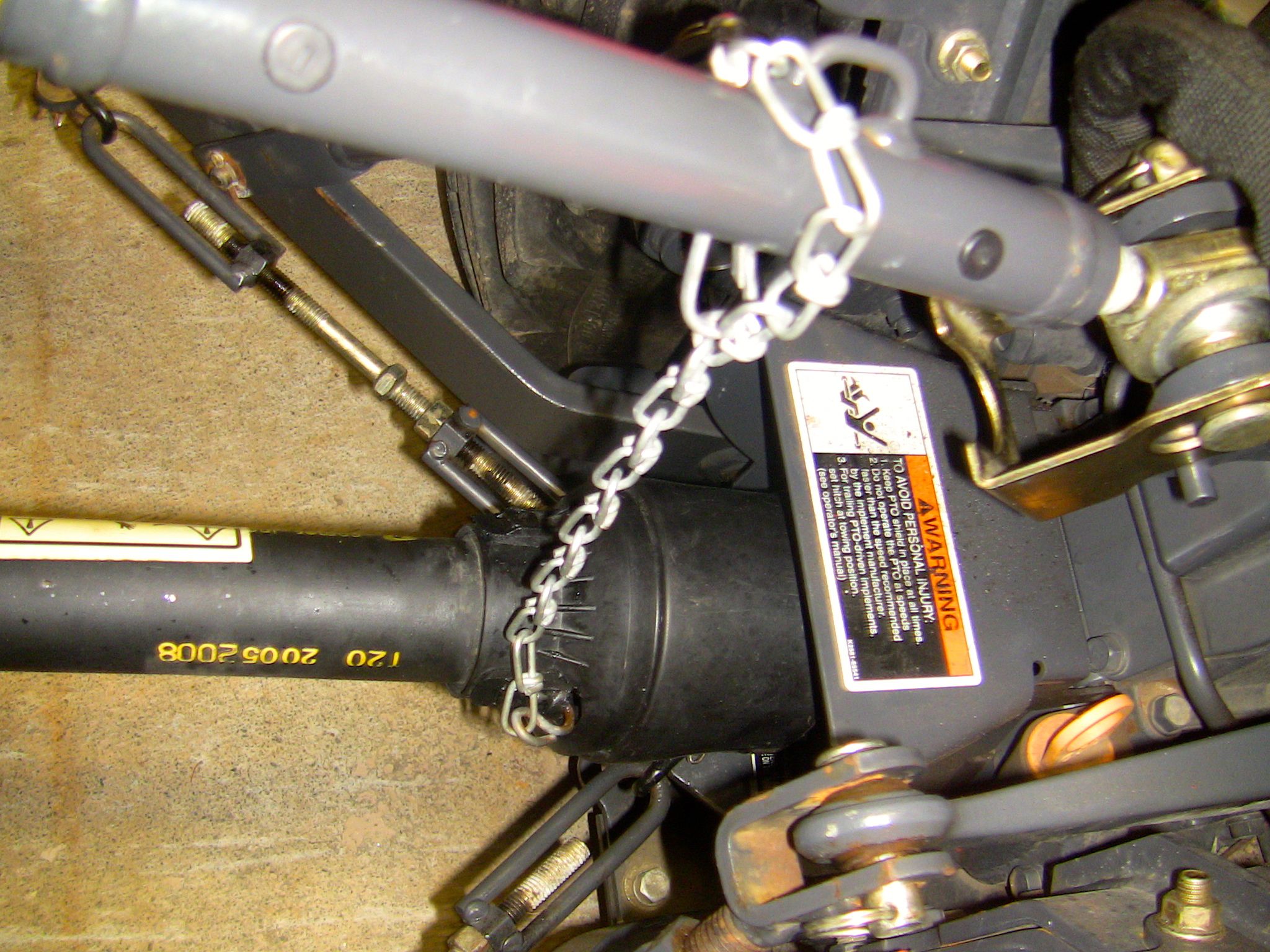 Installing Snowblower on Kubota BX Tractor : 6 Steps (with Pictures ...