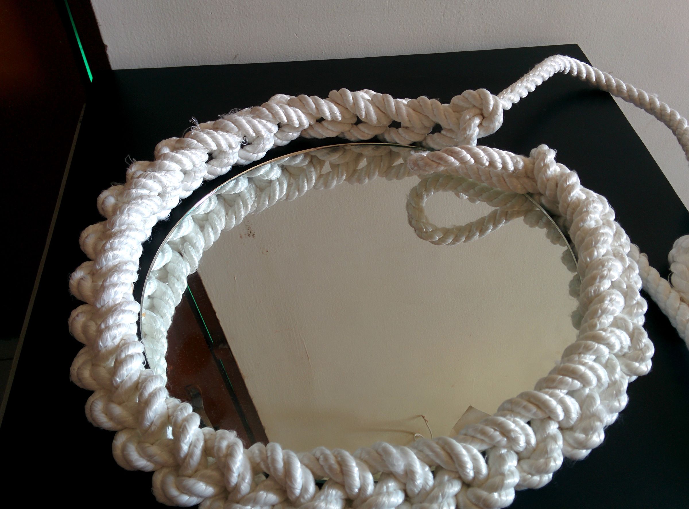How to Make a Designer Mirror Frame Using Rope : 3 Steps (with Pictures ...