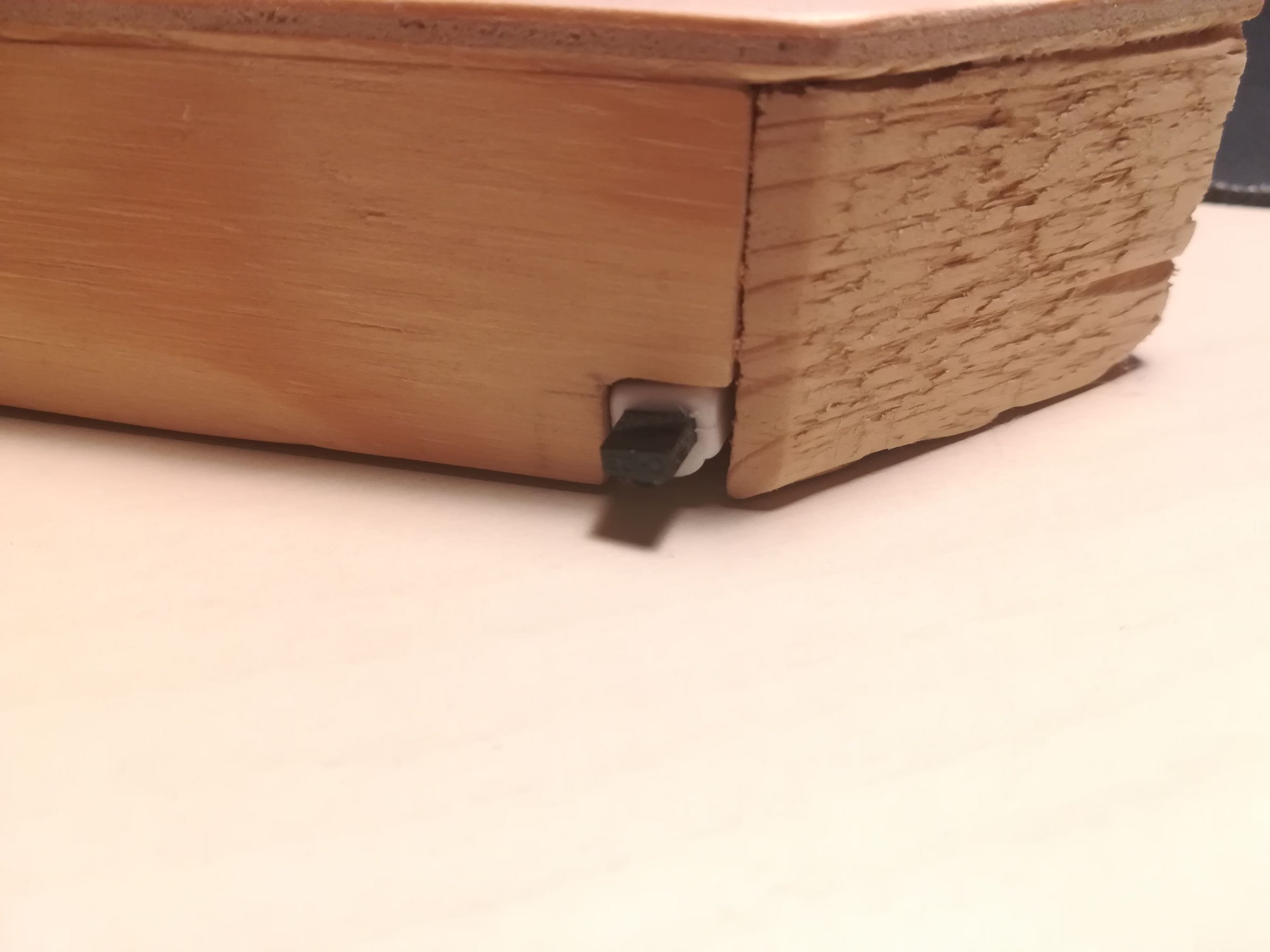 LED Plexiglass Light : 6 Steps - Instructables