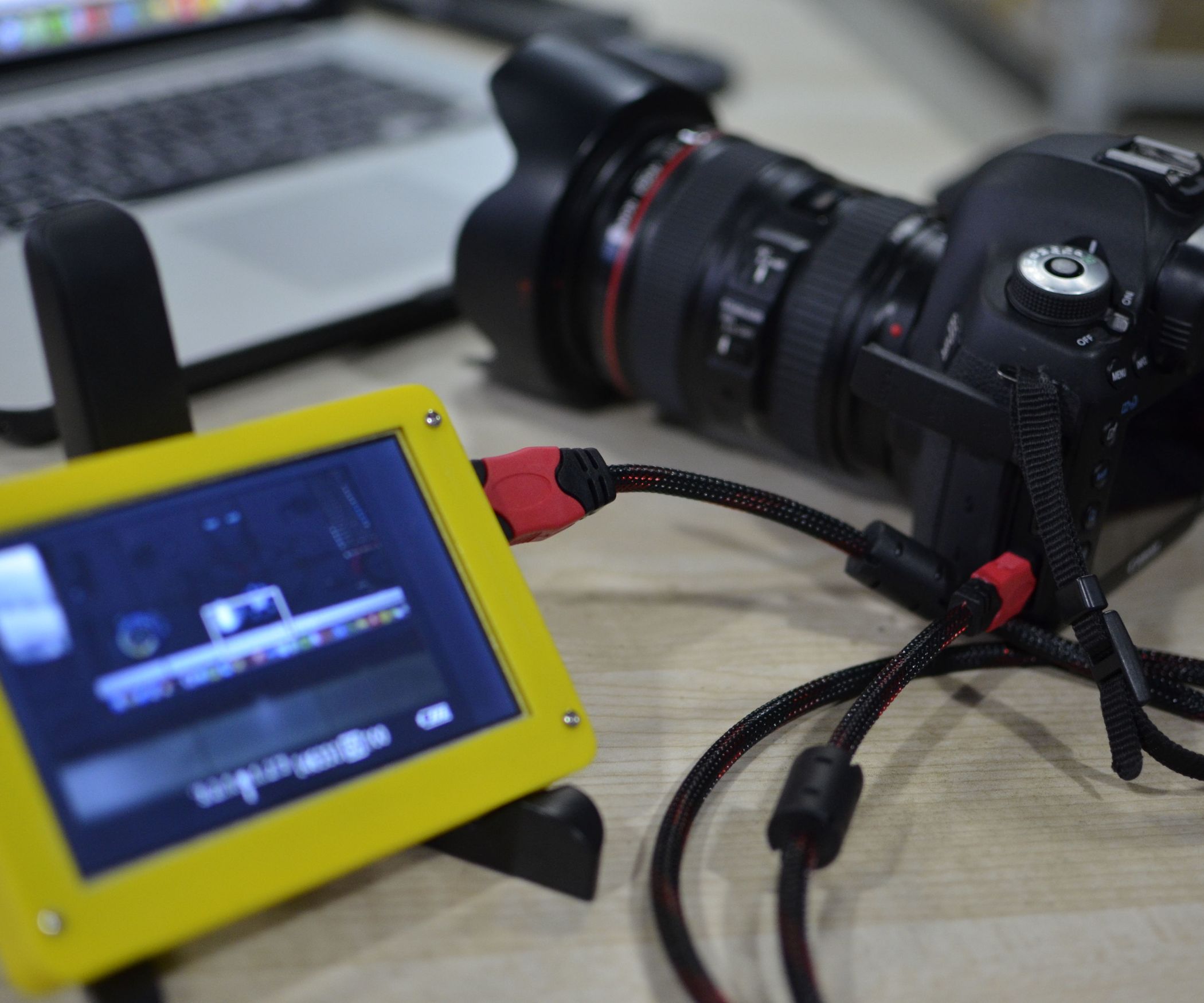 5 Inch HDMI Plug and Play Camera Monitor : 4 Steps (with Pictures ...